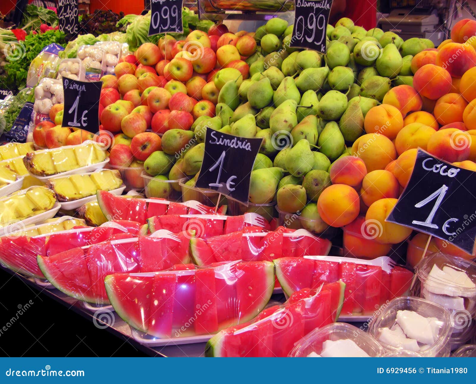 Fruits market stock photo. Image of fresh, peaches, plenty - 6929456