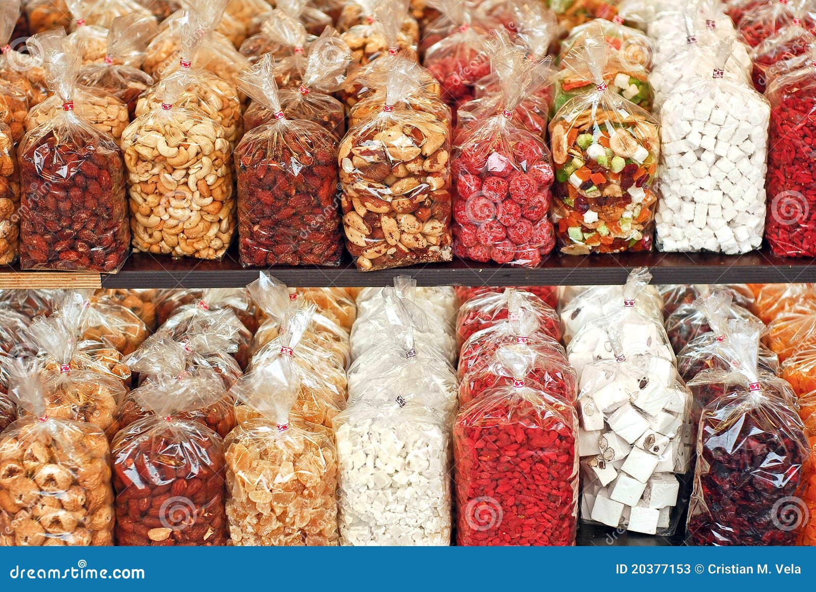 Fruits secs image stock. Image du texture, mémoire, dessert - 20377153