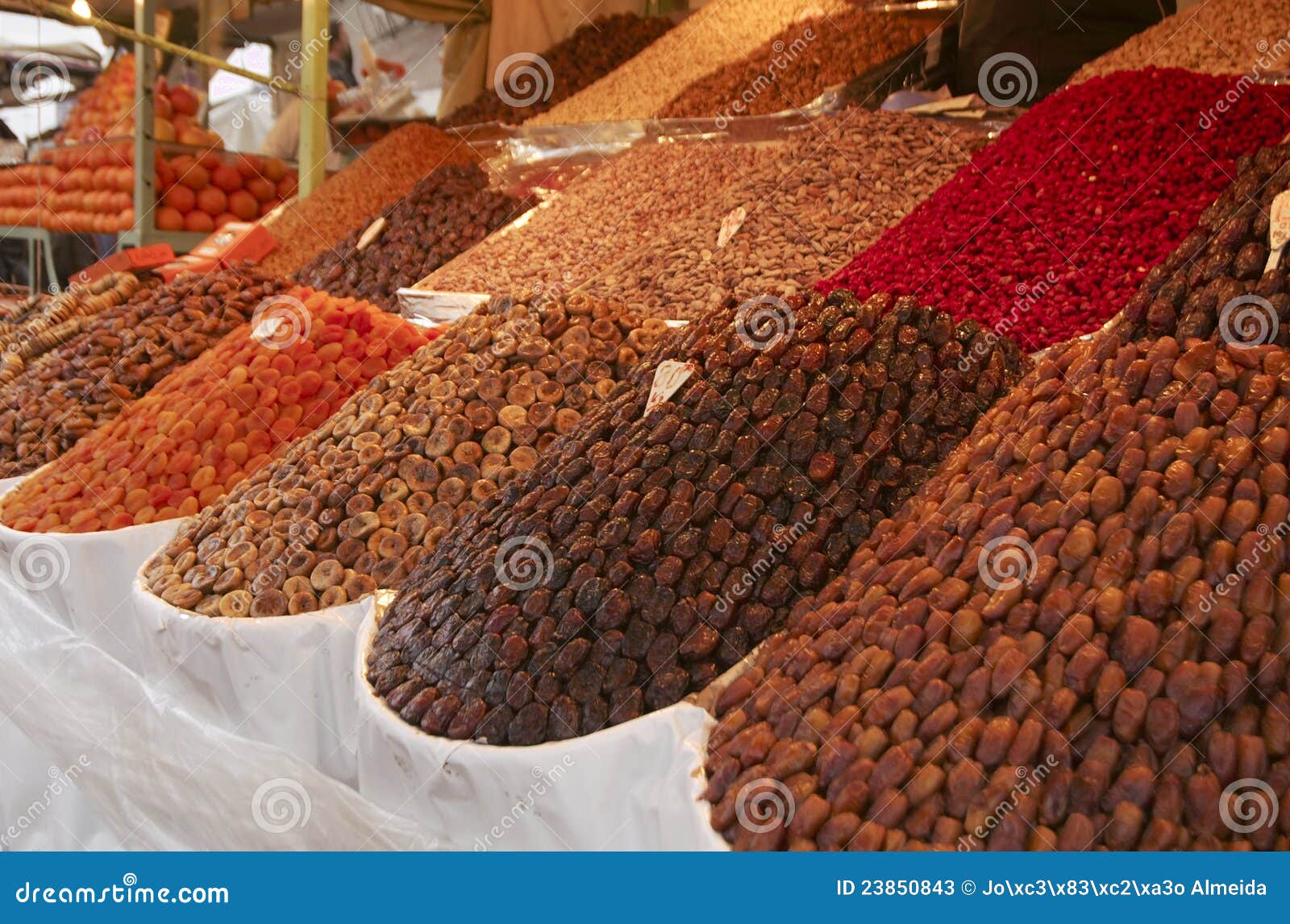 Fruits secs image stock. Image du marocain, constructeur - 23850843