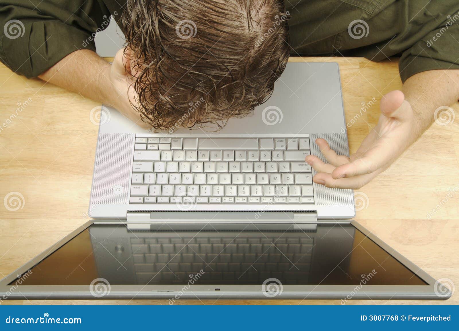 Frustrazione Sul Computer Portatile Fotografia Stock - Immagine di ...