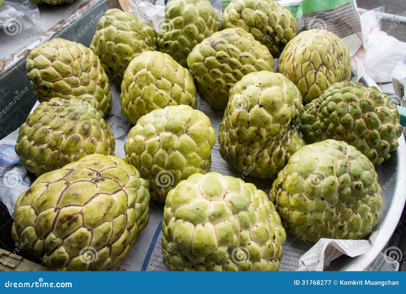 Fruta de la anona imagen de archivo. Imagen de delicioso - 31768277