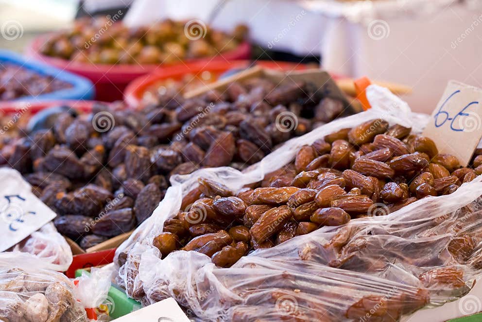 Fruta de las fechas imagen de archivo. Imagen de oriente - 6053969