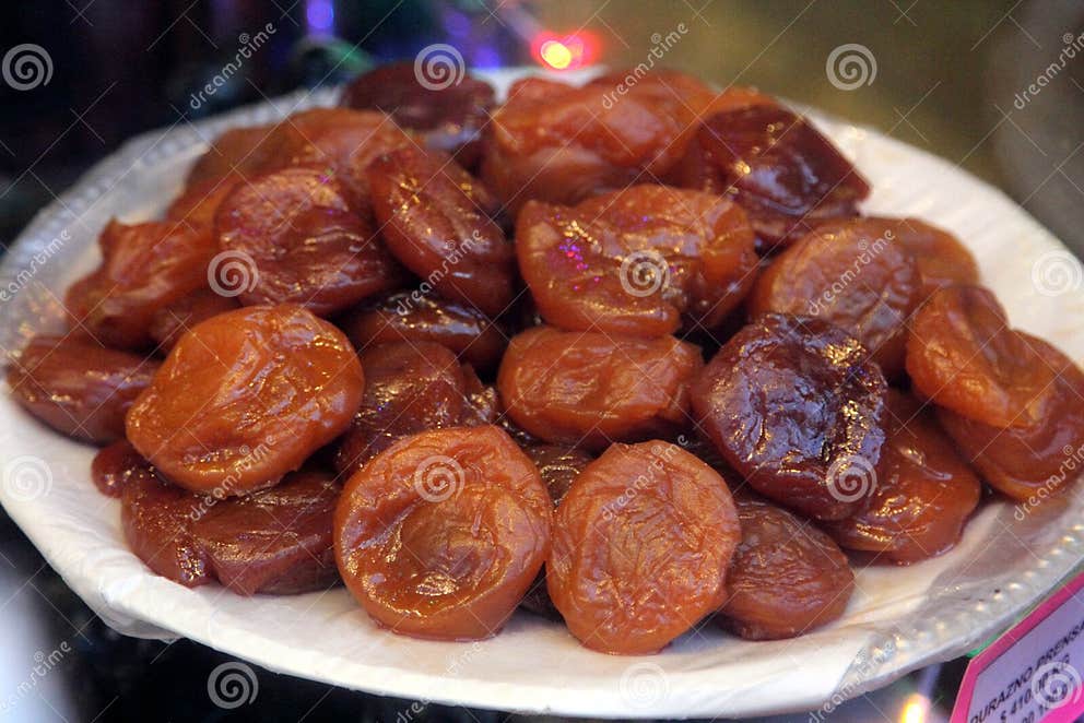 Fruta escarchada mexicana imagen de archivo. Imagen de quemado - 86053177