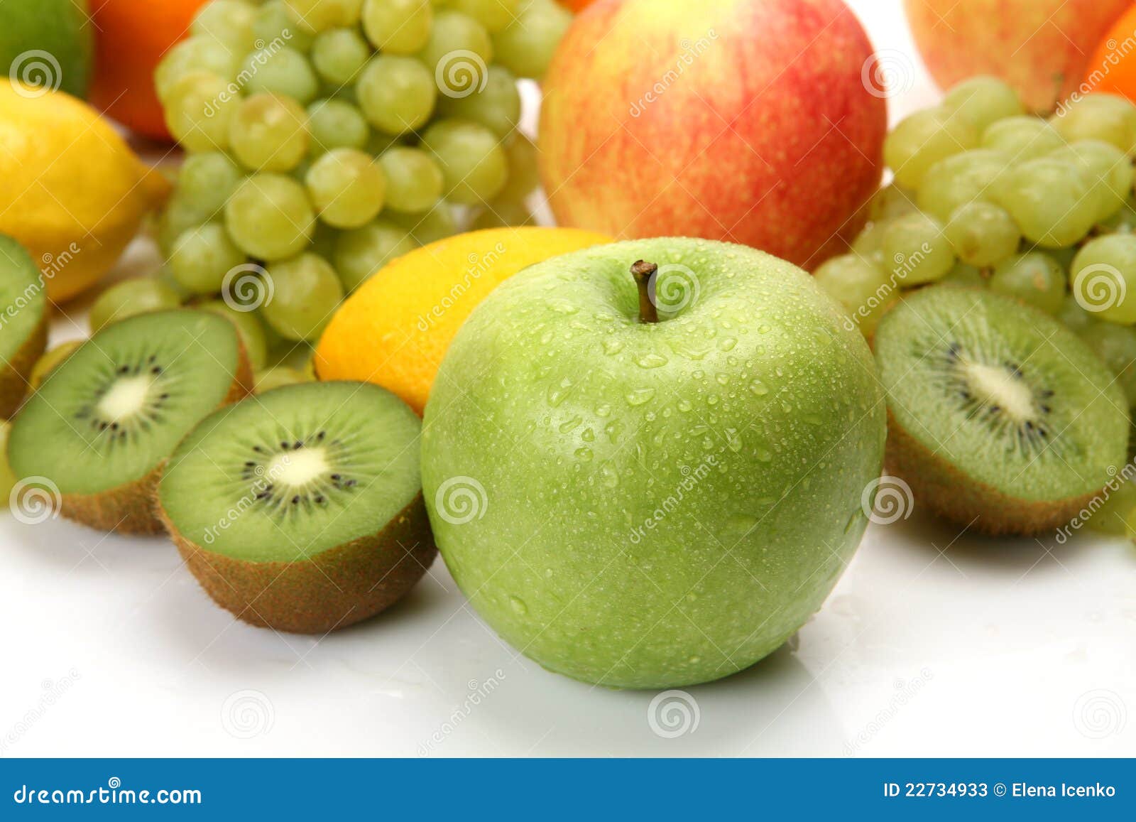 Fruta madura imagen de archivo. Imagen de manzana, verde - 22734933