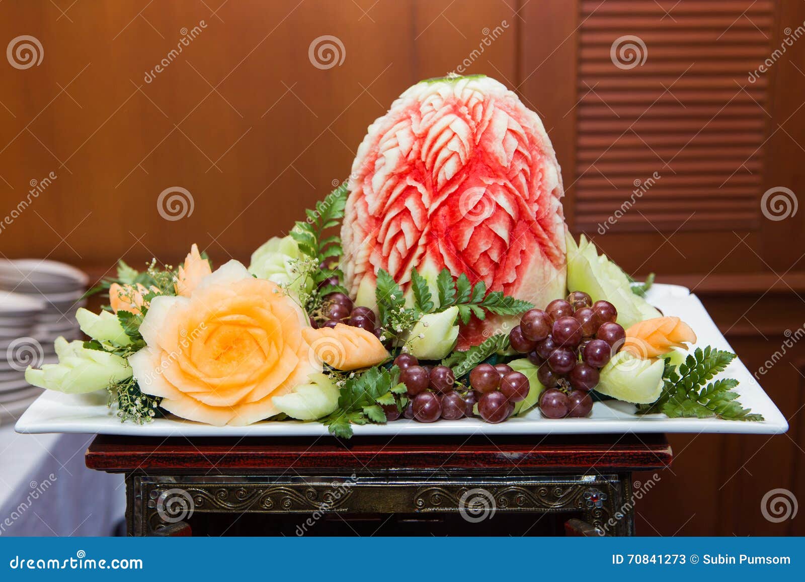 Fruta Puesta Para La Cena De Boda Imagen de archivo - Imagen de ...