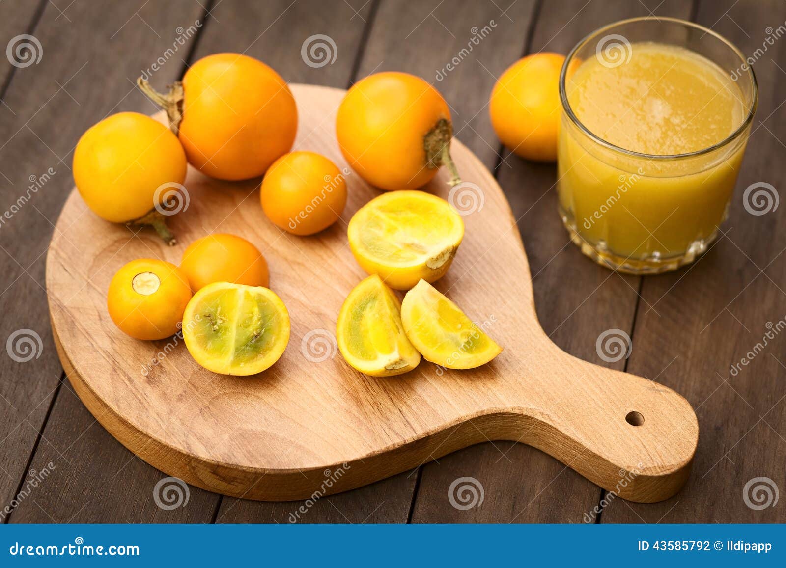 Frutas De Naranjilla O De Lulo Foto de archivo - Imagen de frutas ...