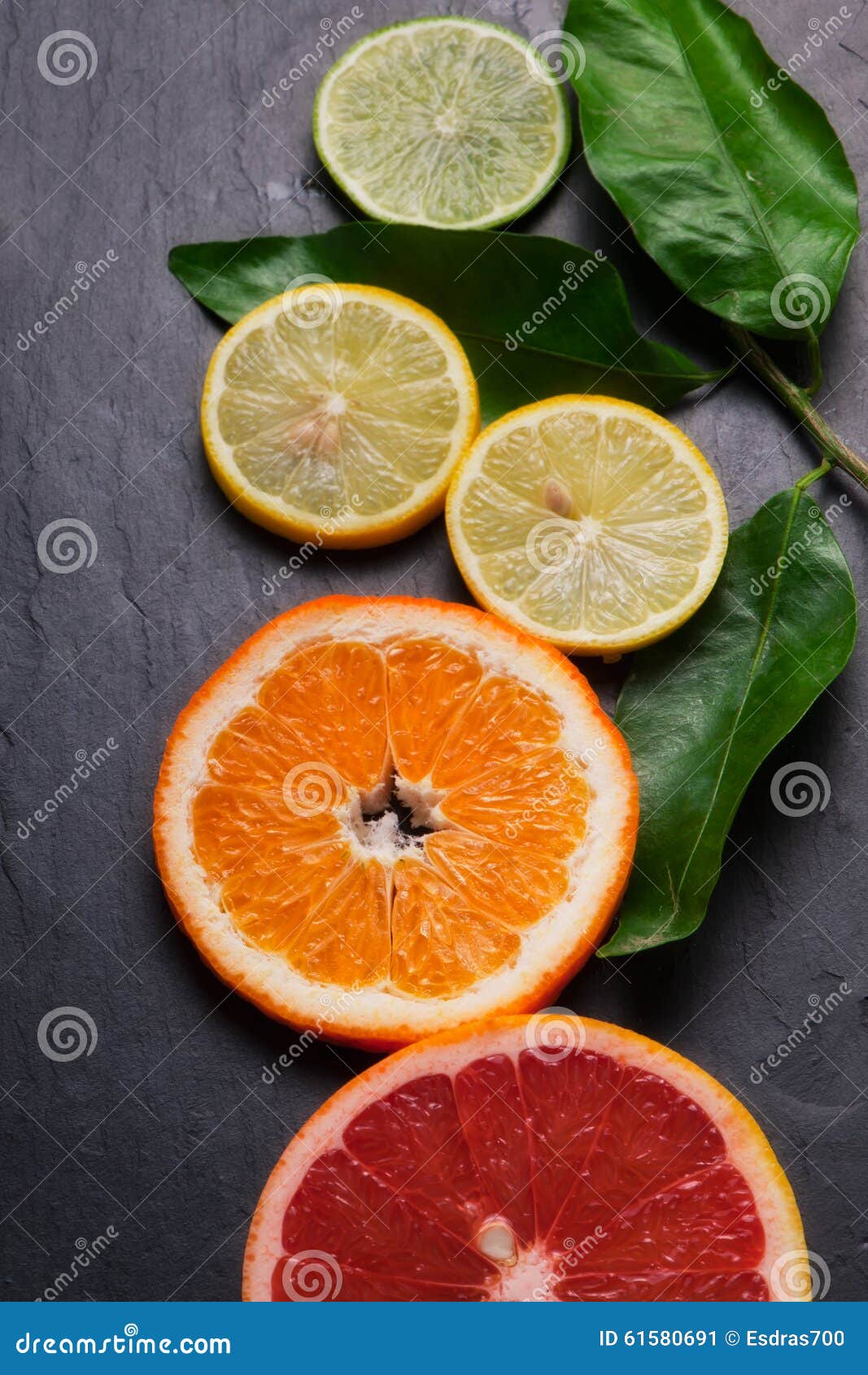 Frutas misturadas imagem de stock. Imagem de grupo, banana - 61580691