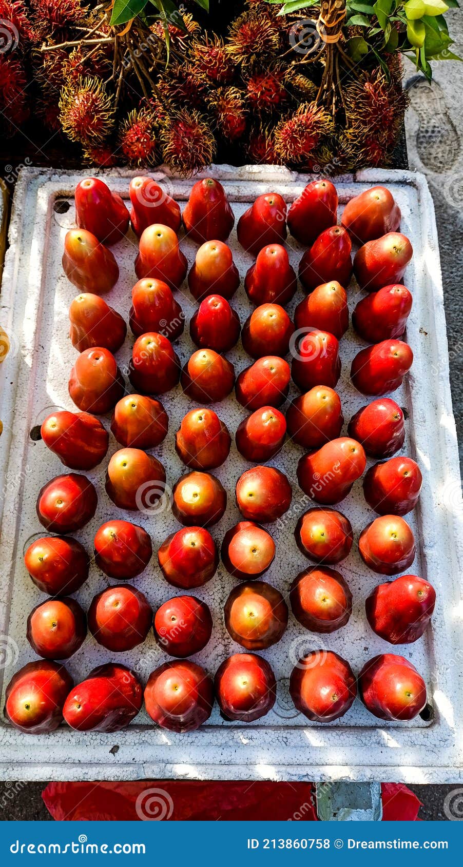 Frutas Que Rojo En Color Que Disponible Foto de archivo - Imagen de ...
