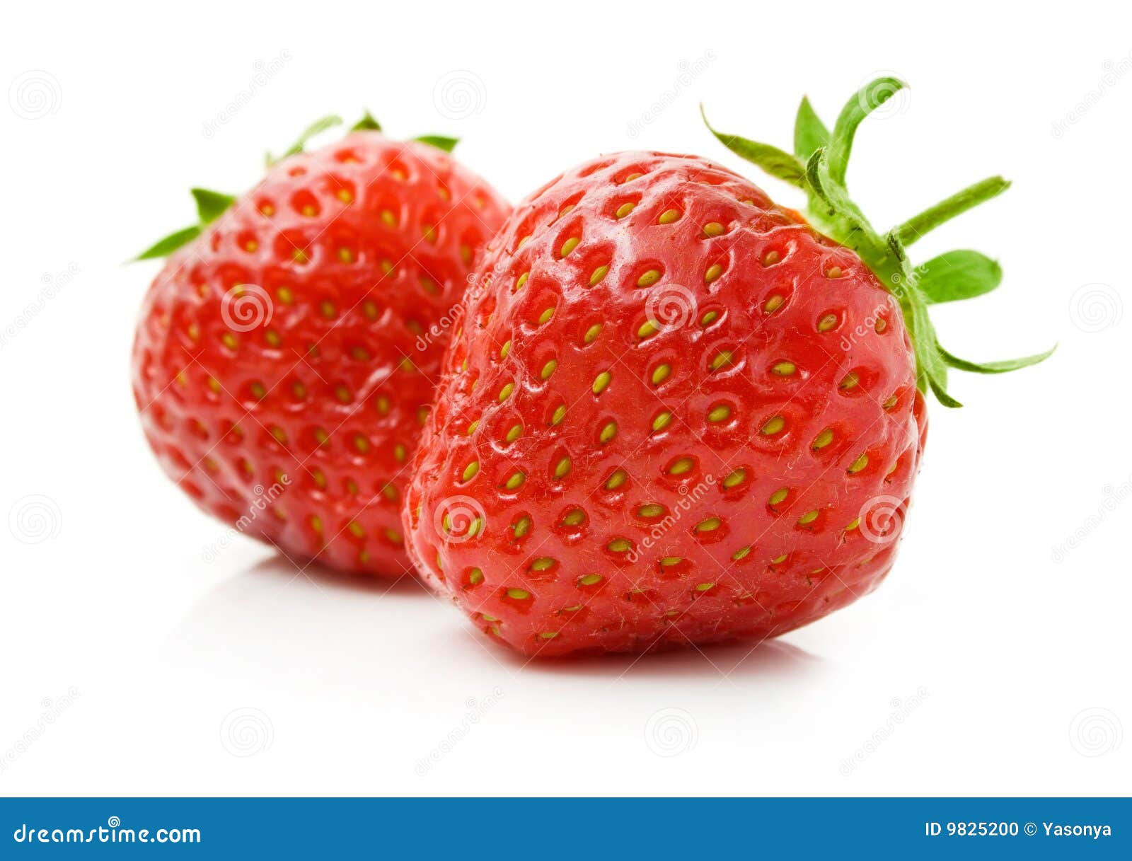 Frutas Rojas De La Fresa Aisladas En Blanco Foto de archivo - Imagen de ...