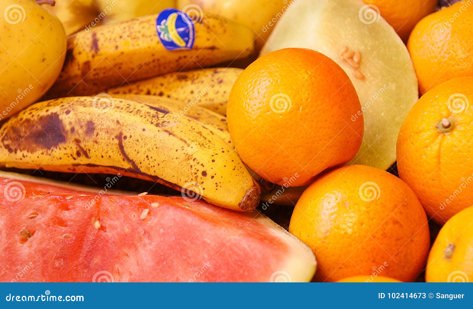 Frutas variadas imagen de archivo. Imagen de pera, manojo - 102414673