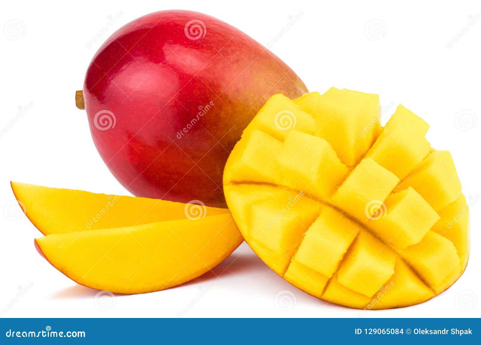 Fruto Da Manga Com Cubos E Fatias Da Manga Isolado Em Um CCB Branco ...