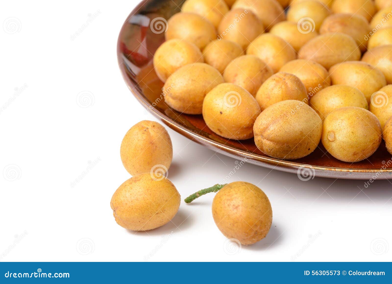 Fruto de Wampee imagem de stock. Imagem de fresco, tropical - 56305573