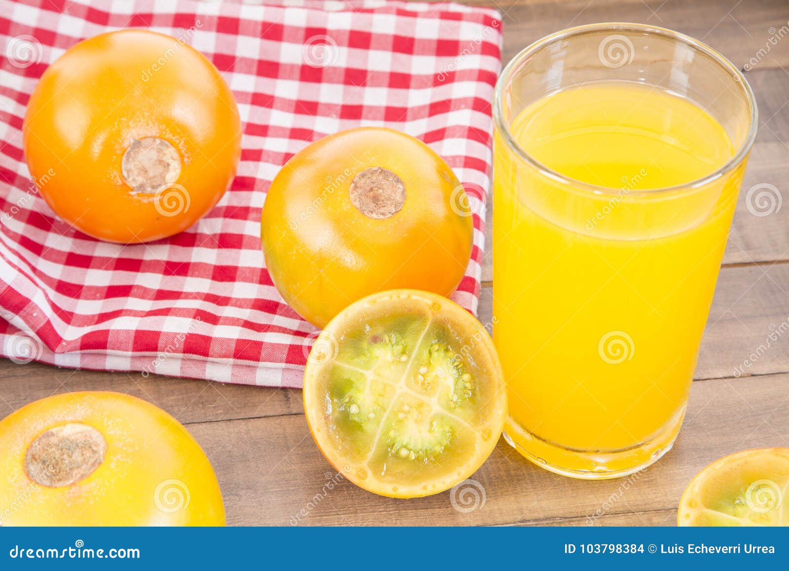 Fruto Tropical De Lulo - Quitoense Do Solanum Foto de Stock - Imagem de ...