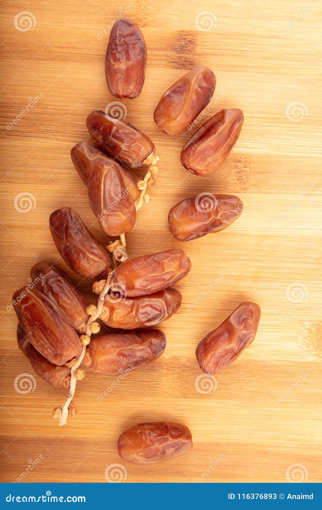 Frutos Das Datas Secadas Da Palma De Data Imagem de Stock - Imagem de ...