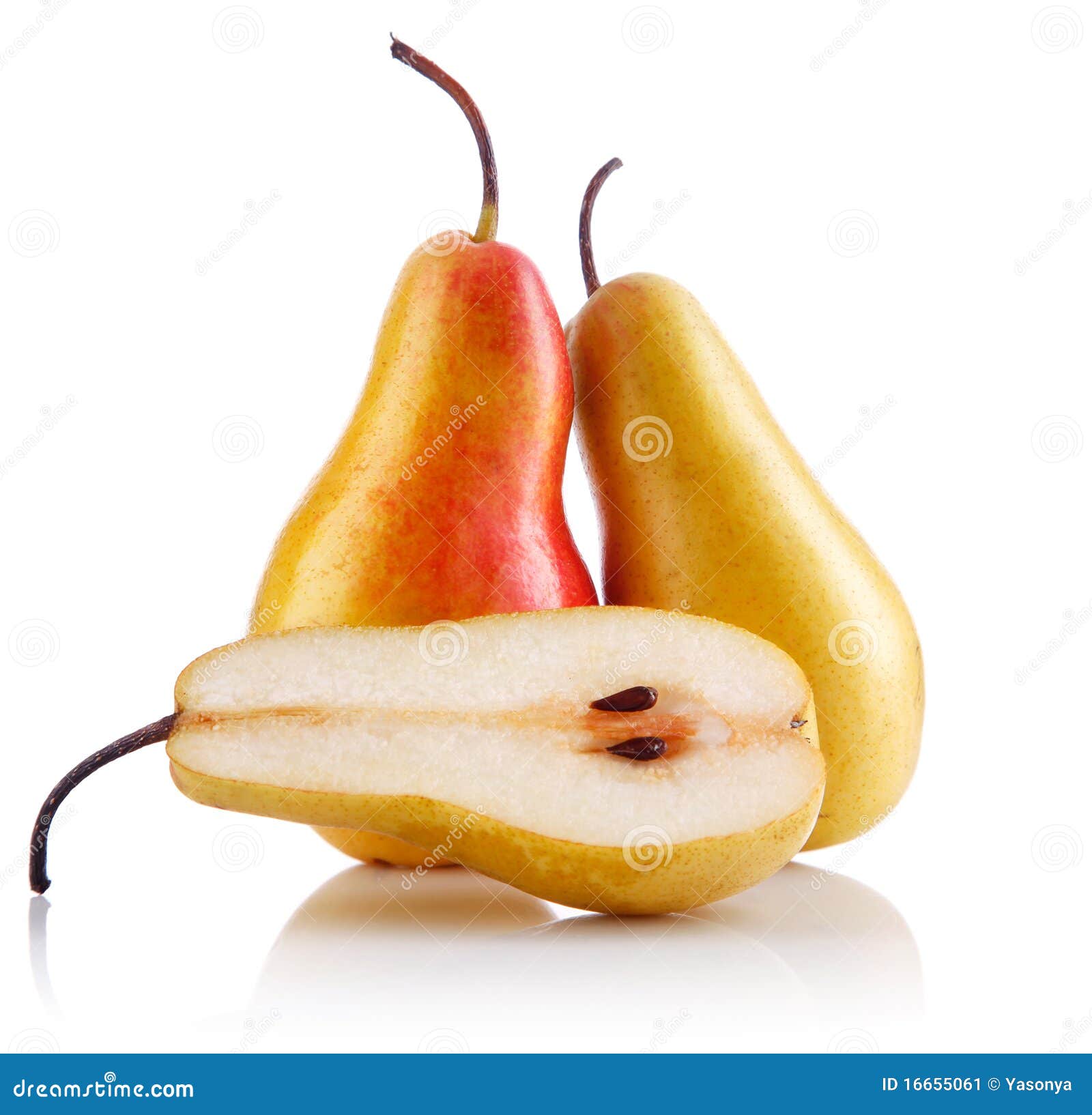 Frutta Fresca Della Pera Con Il Taglio Immagine Stock - Immagine di ...