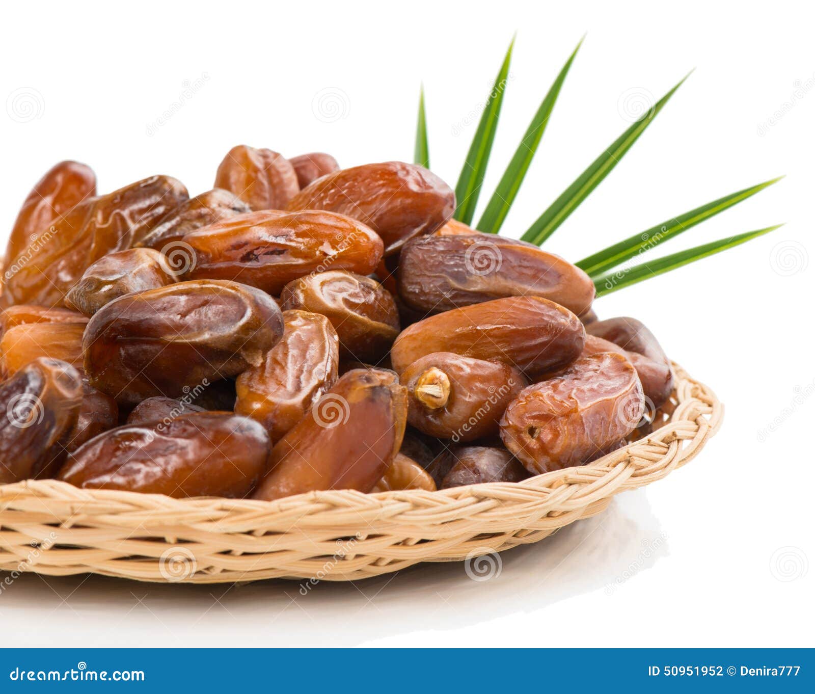 Frutti Del Dattero Secco in Un Piatto Fotografia Stock - Immagine di ...