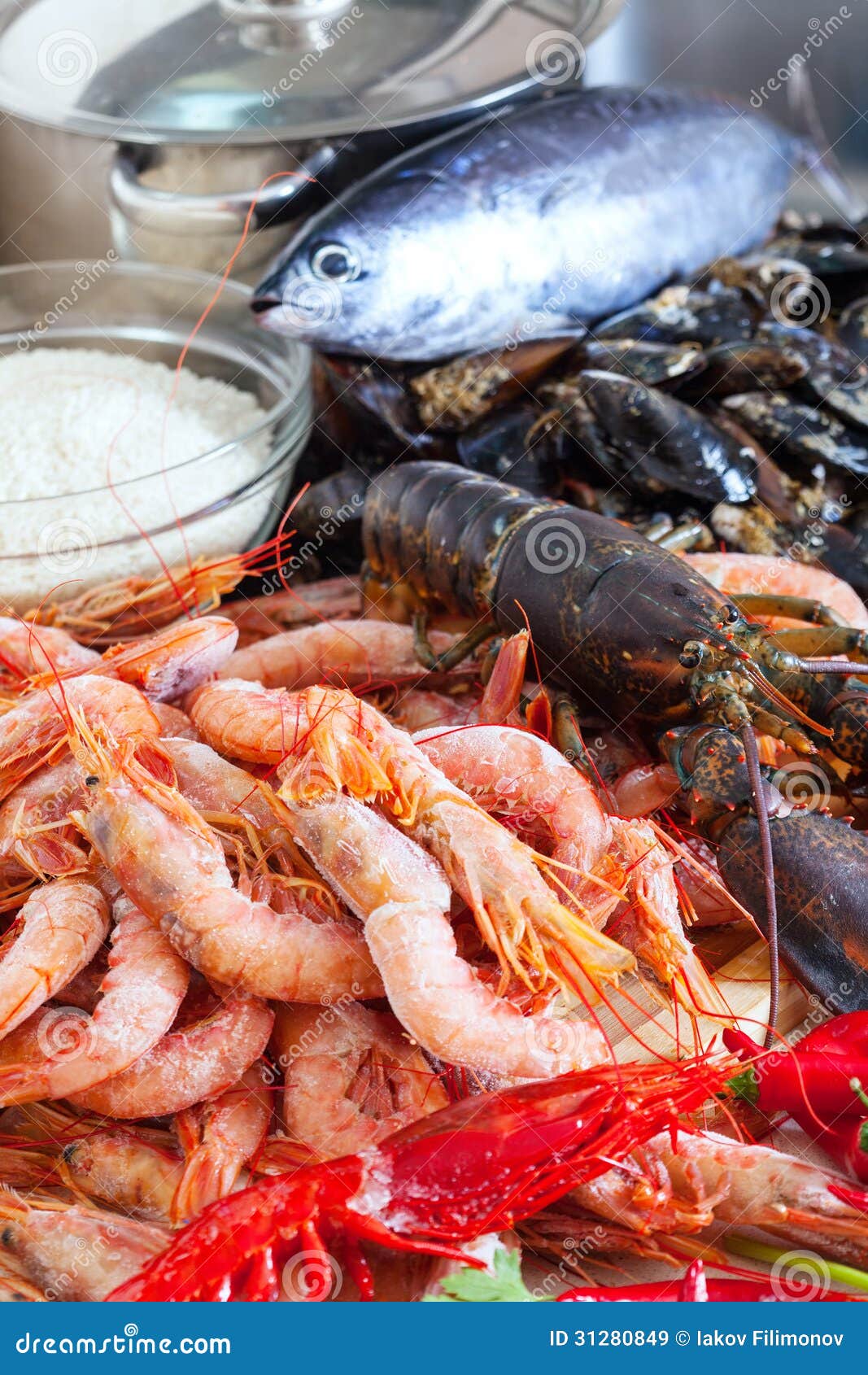 Frutti Di Mare Crudi Freschi Immagine Stock - Immagine di alimento ...