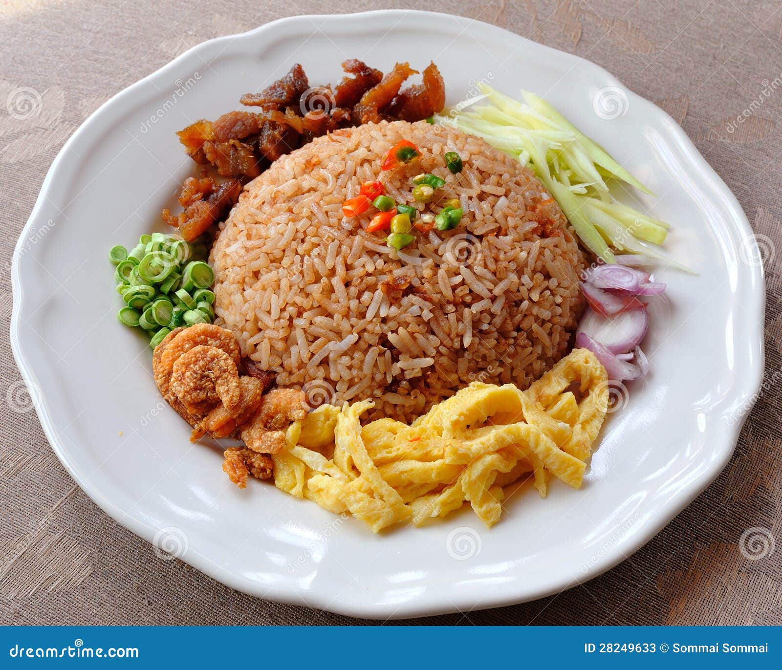 Fry Rice with the Shrimp Paste Stock Image - Image of meal, chili: 28249633