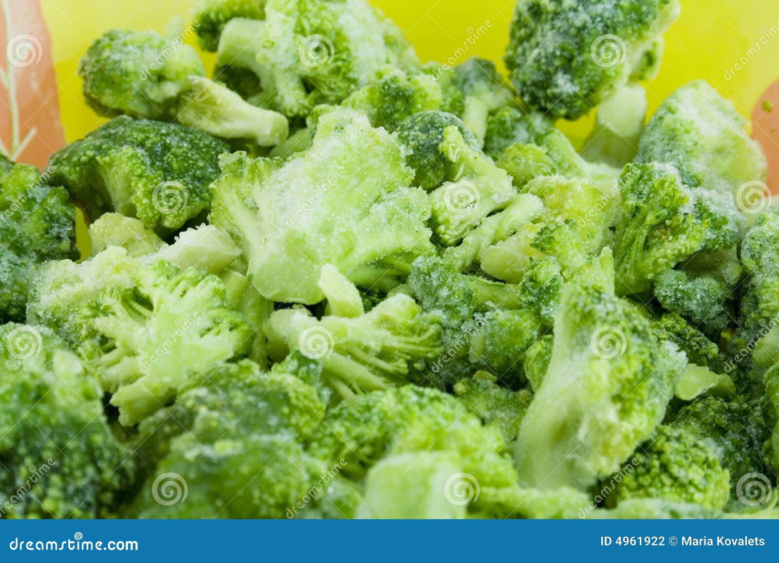 Fryst broccoli arkivfoto. Bild av matställe, fryst, grönsaker - 4961922