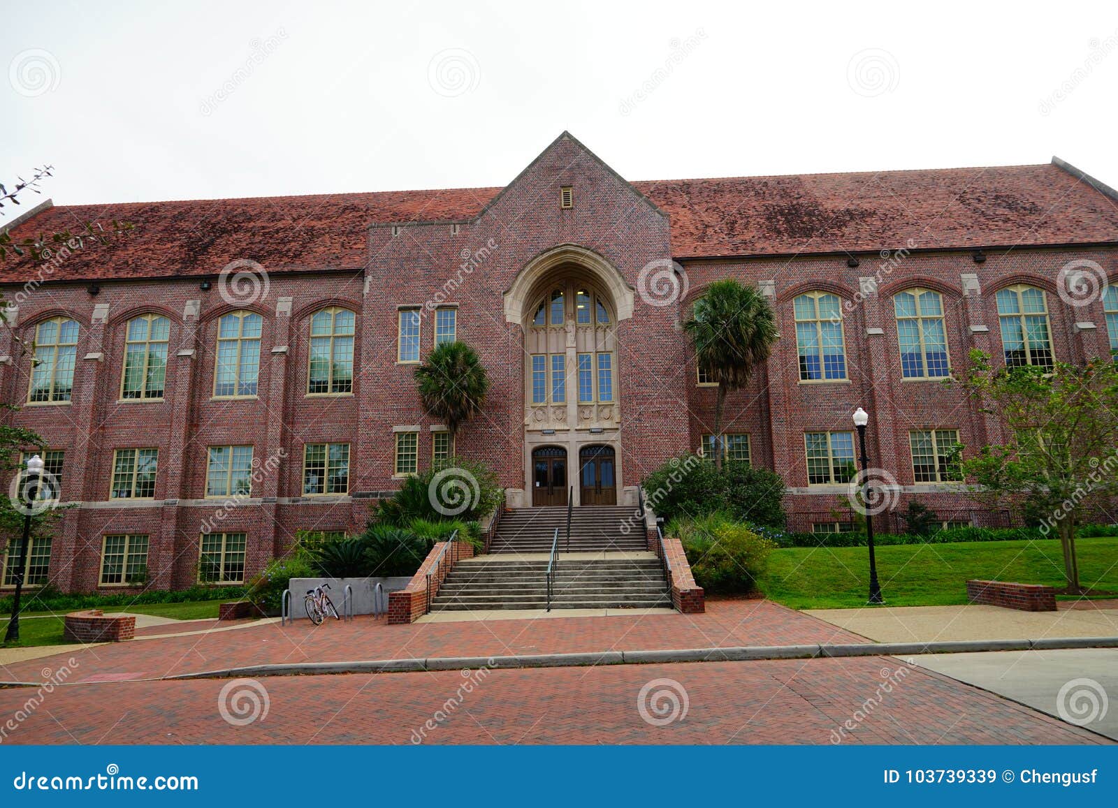 FSU campus landscape stock image. Image of grass, green - 103739339