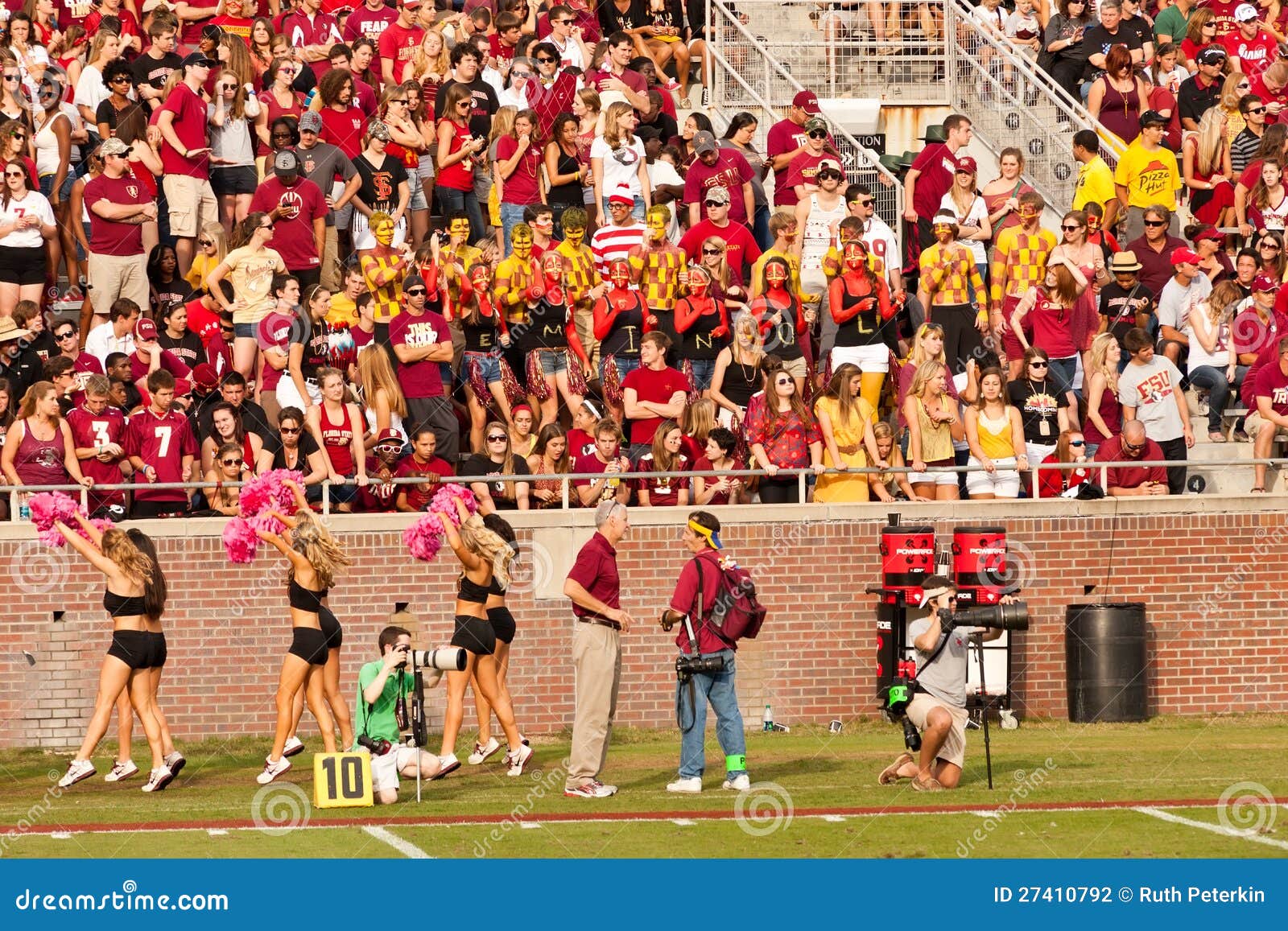 FSU Football Fans editorial photography. Image of photographers - 27410792