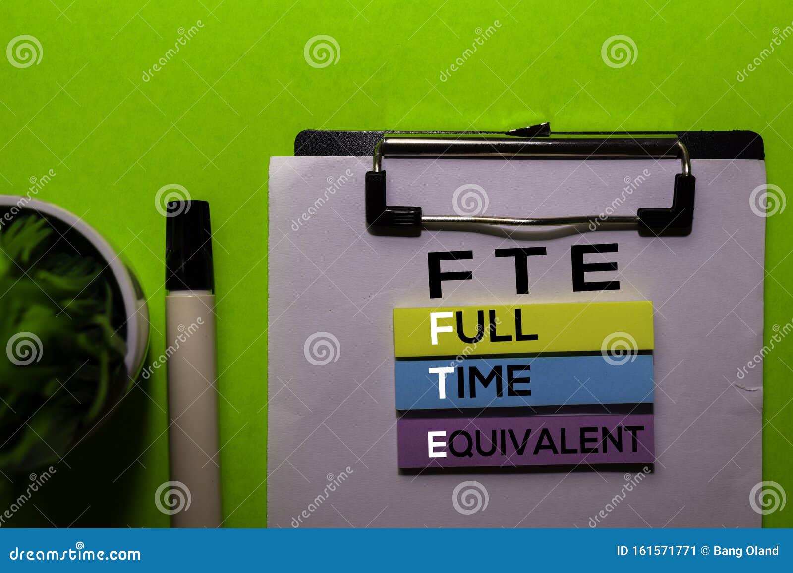 FTE. Full Time Equivalent Acronym On Sticky Notes. Office Desk ...