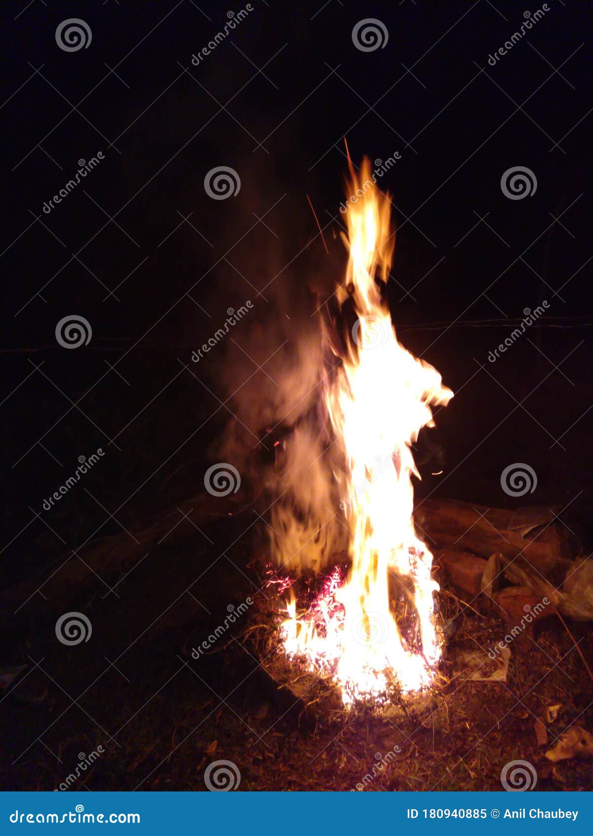 Fuego De Quema De Humo De Fuego Imagen de archivo - Imagen de ...