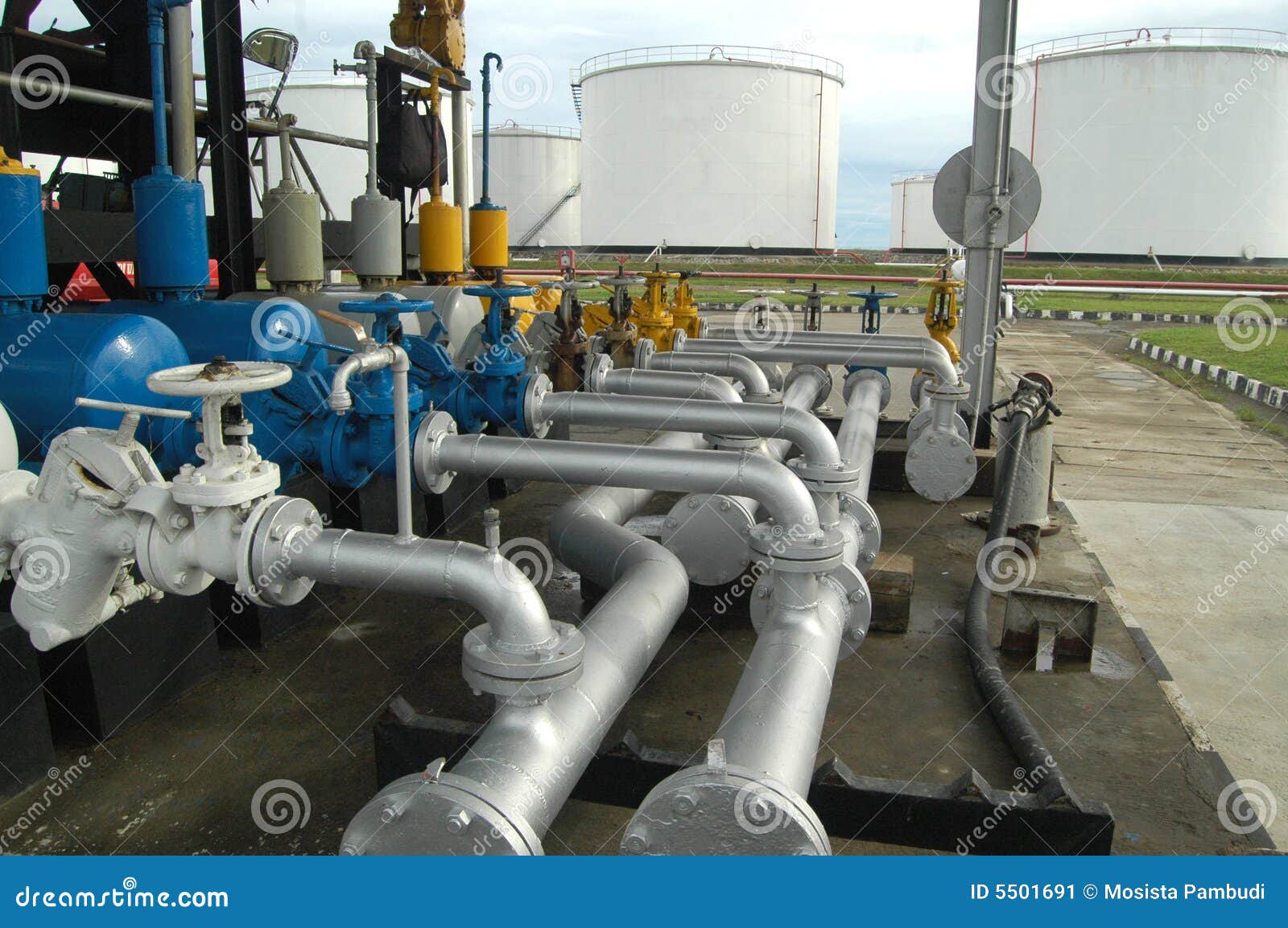 Fuel depot stock image. Image of pipes, crisis, power - 5501691