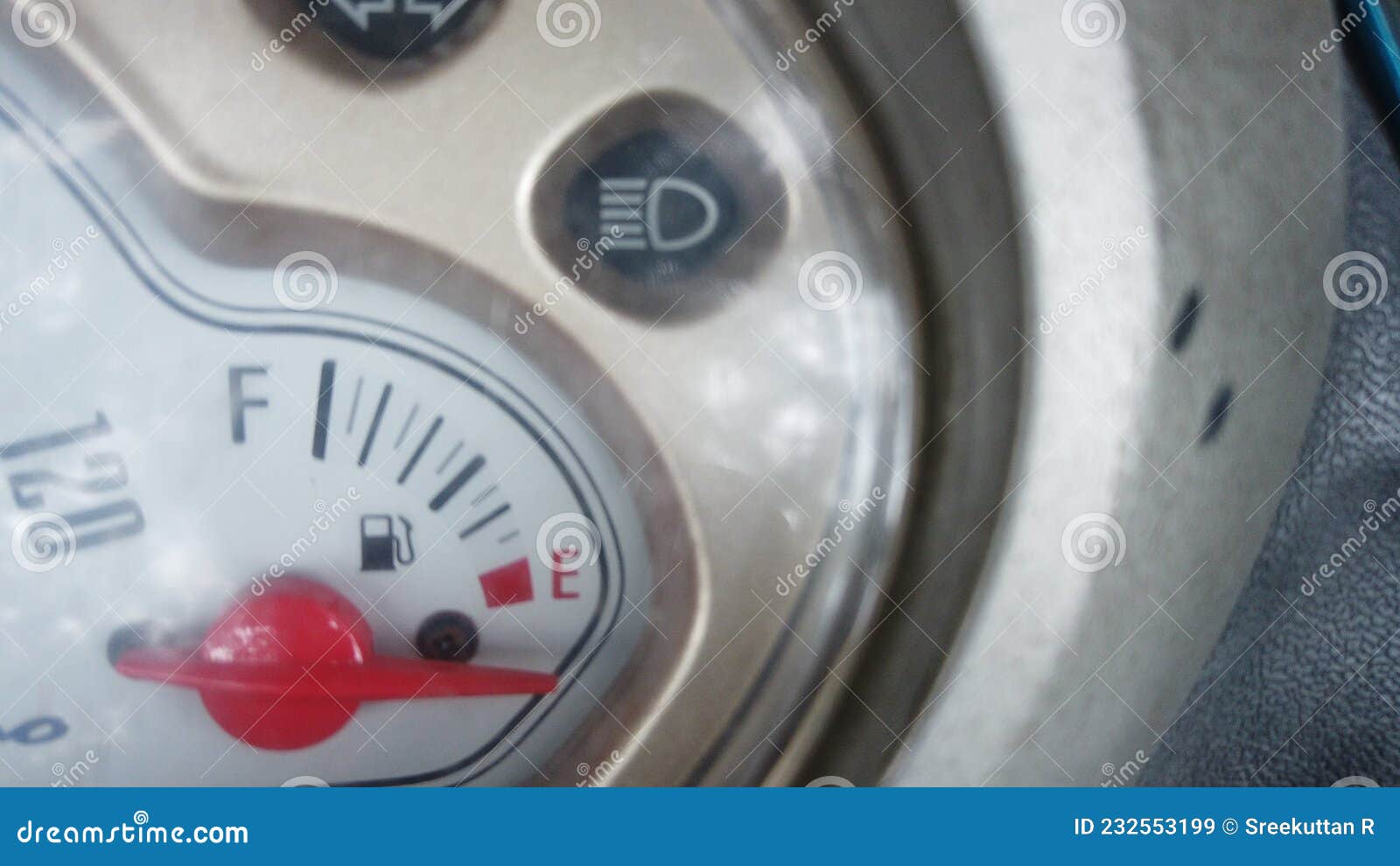 Fuel Guage. Low Fuel Indication. Refuel Symbol Stock Image - Image of ...