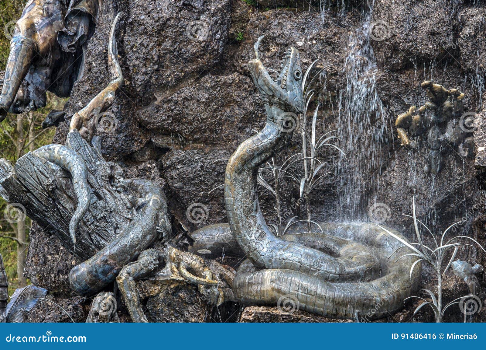 Fuente barroca foto de archivo. Imagen de palacio, lago - 91406416