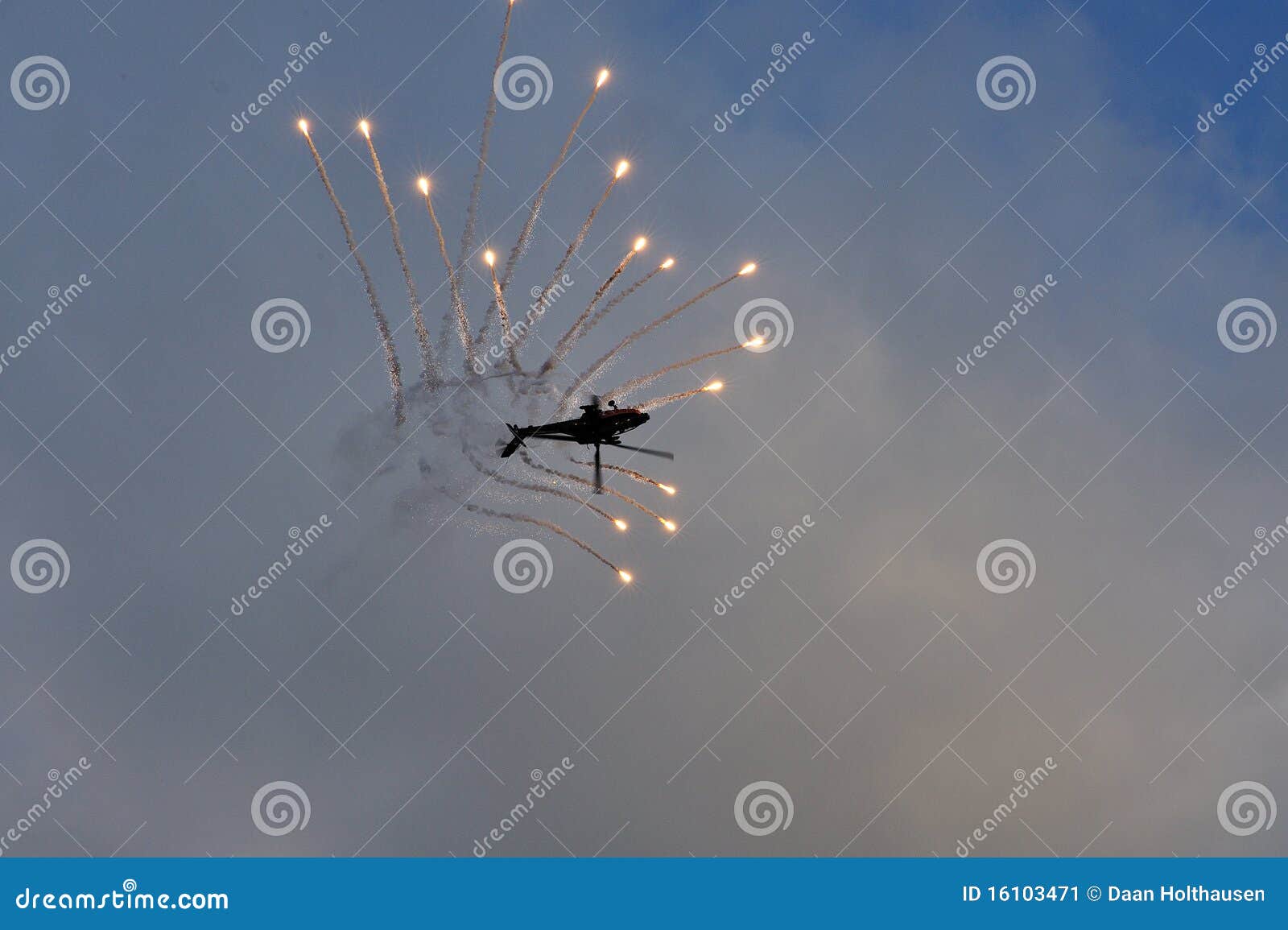 Fuerza Aérea Holandesa Real Apache Foto editorial - Imagen de ganso ...