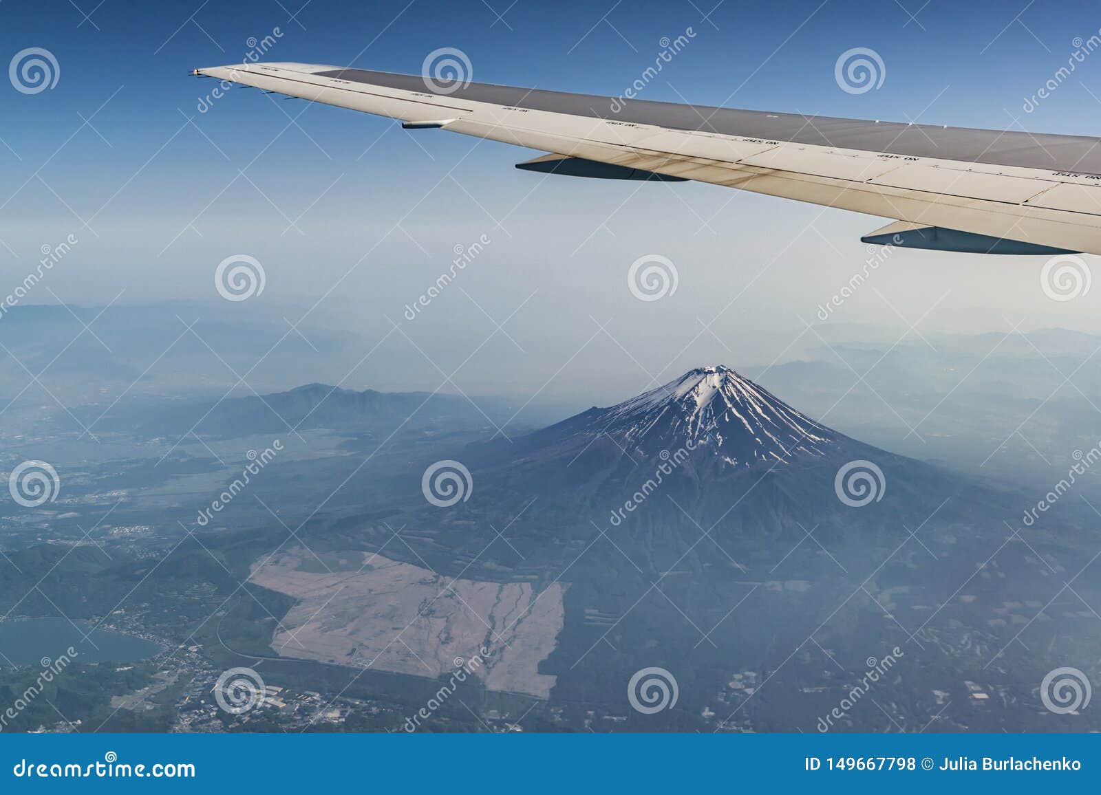 Fuji Mountain and Plane Ving Stock Photo - Image of mount, beautiful ...