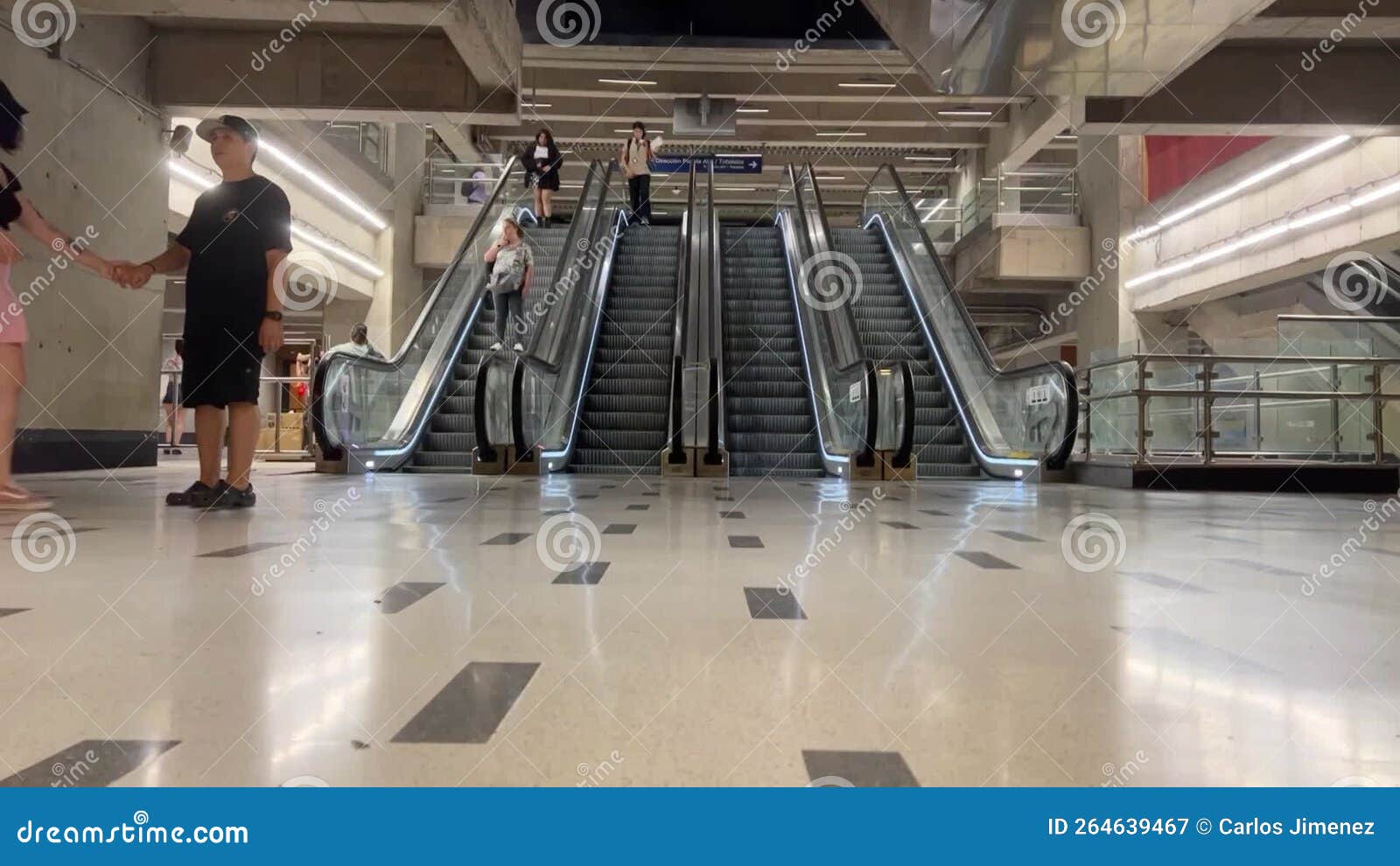 Full Frame Shot of Escalator Timelapse Stock Video - Video of motion, city: 264639467