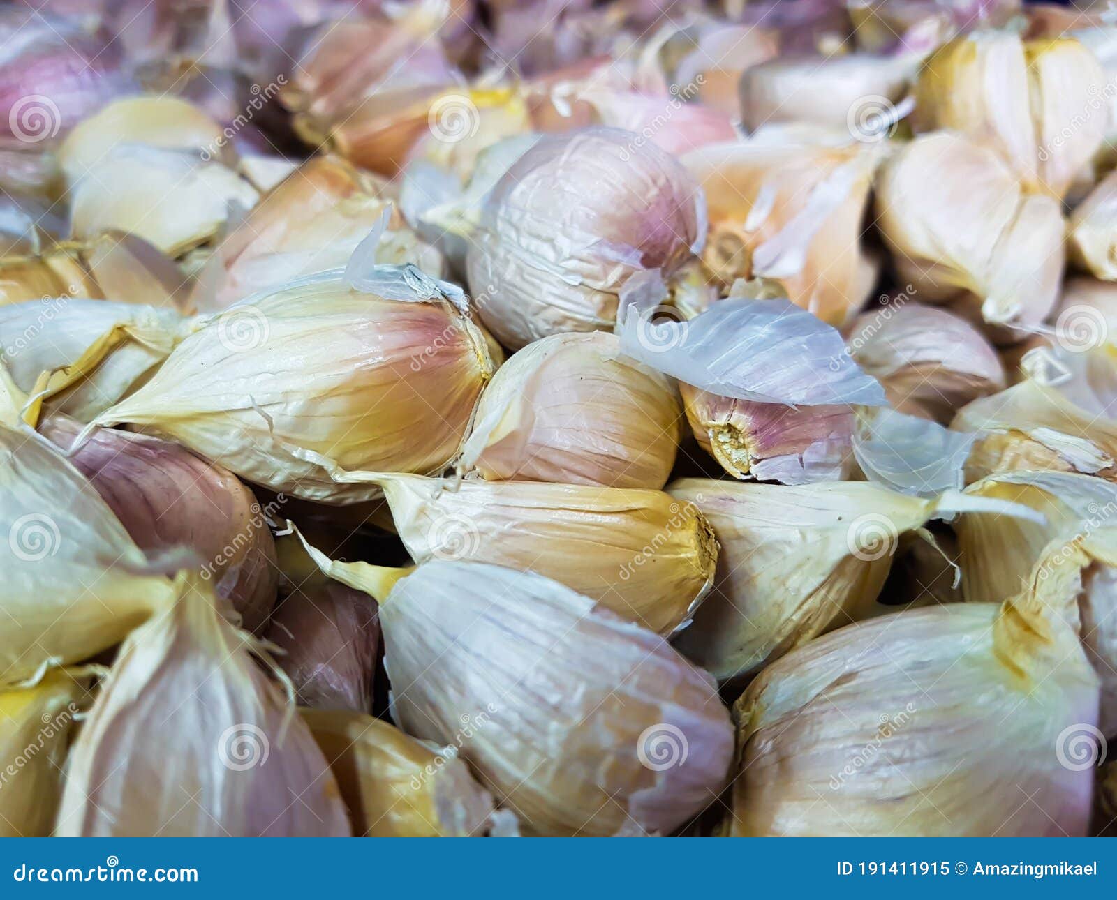 Full Frame Shot of Garlic in Bunch Stock Image - Image of healthy ...