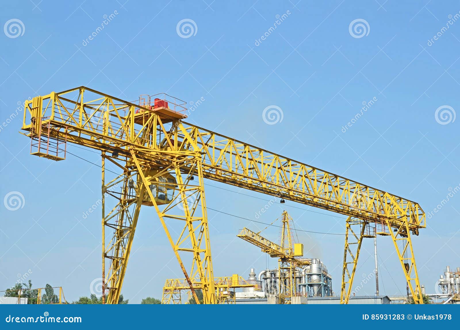 Full gantry crane stock image. Image of burden, horizontal - 85931283