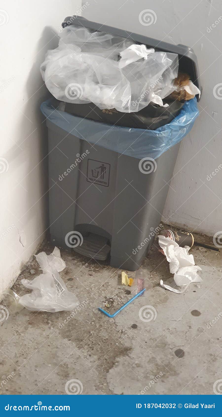 Full grey open trash bin stock photo. Image of open - 187042032