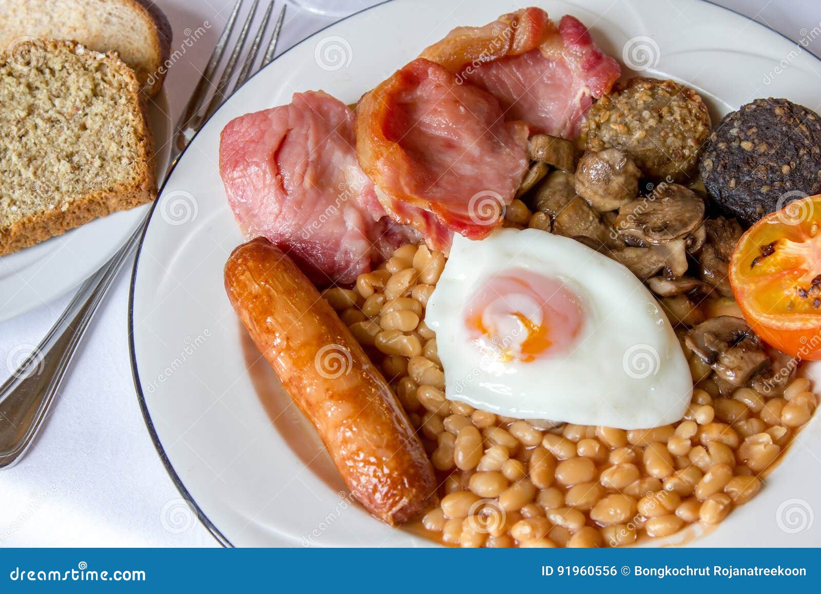 Full Irish breakfast stock photo. Image of sausage, mushroom - 91960556