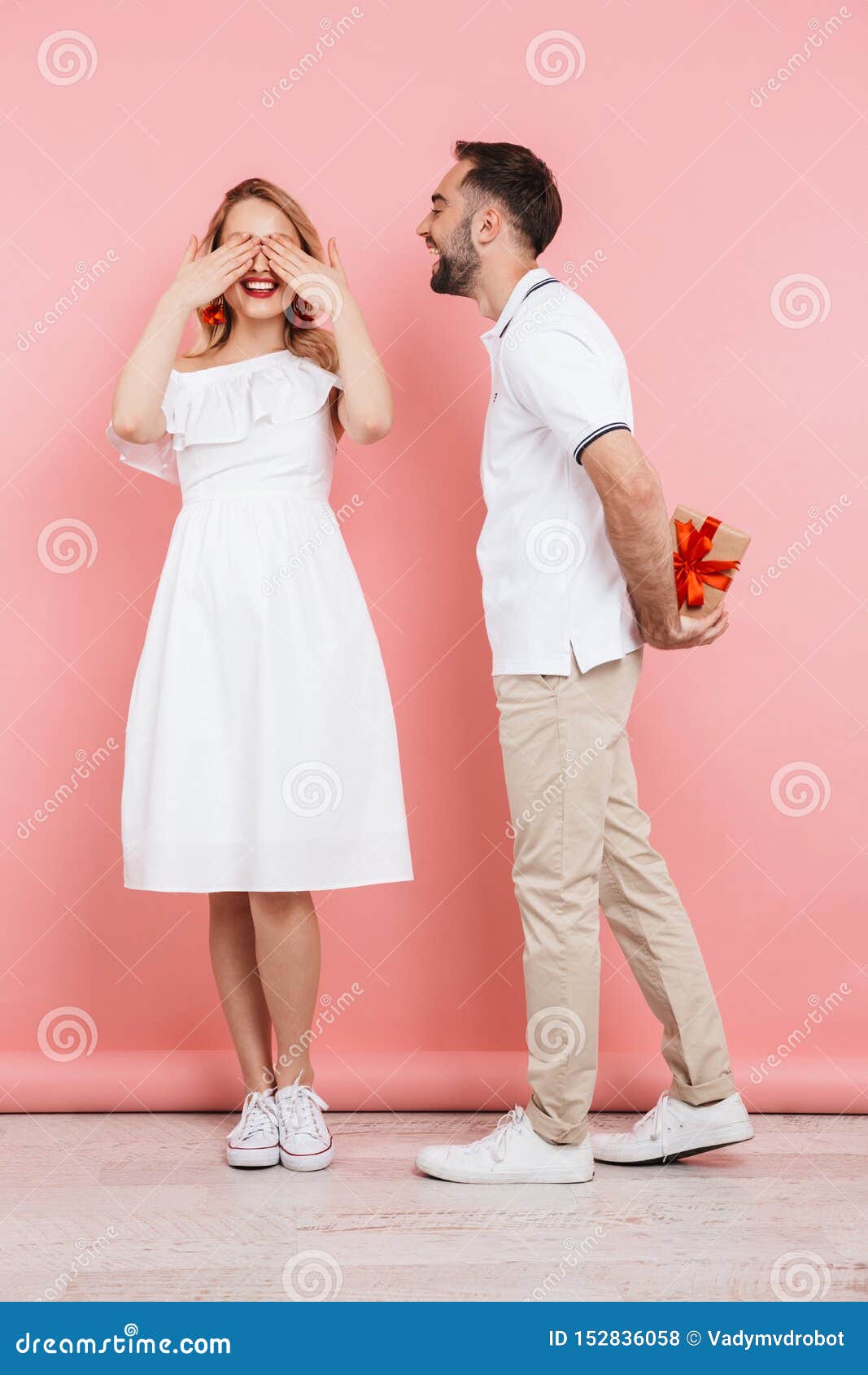Full Length of an Attractive Young Couple Standing Together Stock Photo ... Full Length of an Attractive Young Couple Standing Together Stock Photo ...