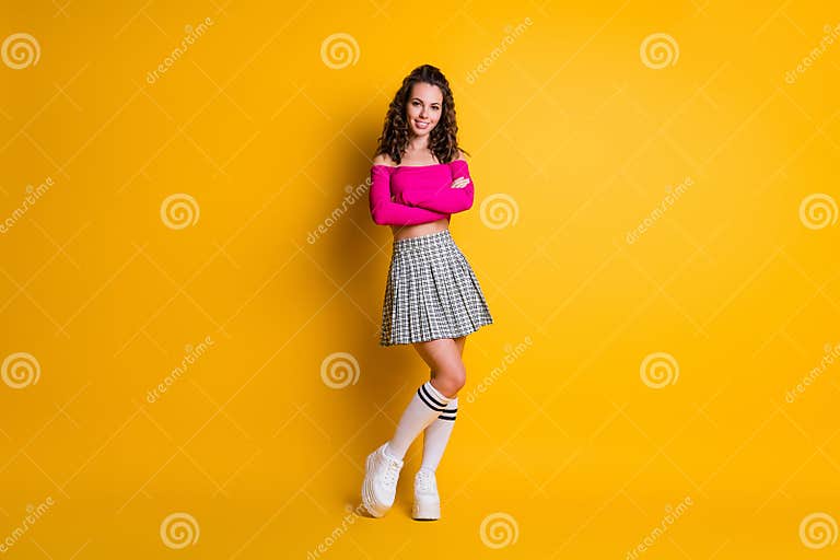 Full Length Photo Of Pretty Girlish Wavy Lady Arms Folded Smiling Wear Pink Naked Shoulders Top