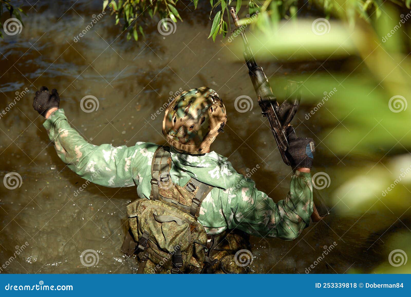 Full Military Experience - One Day Commando - Running through the Water ...