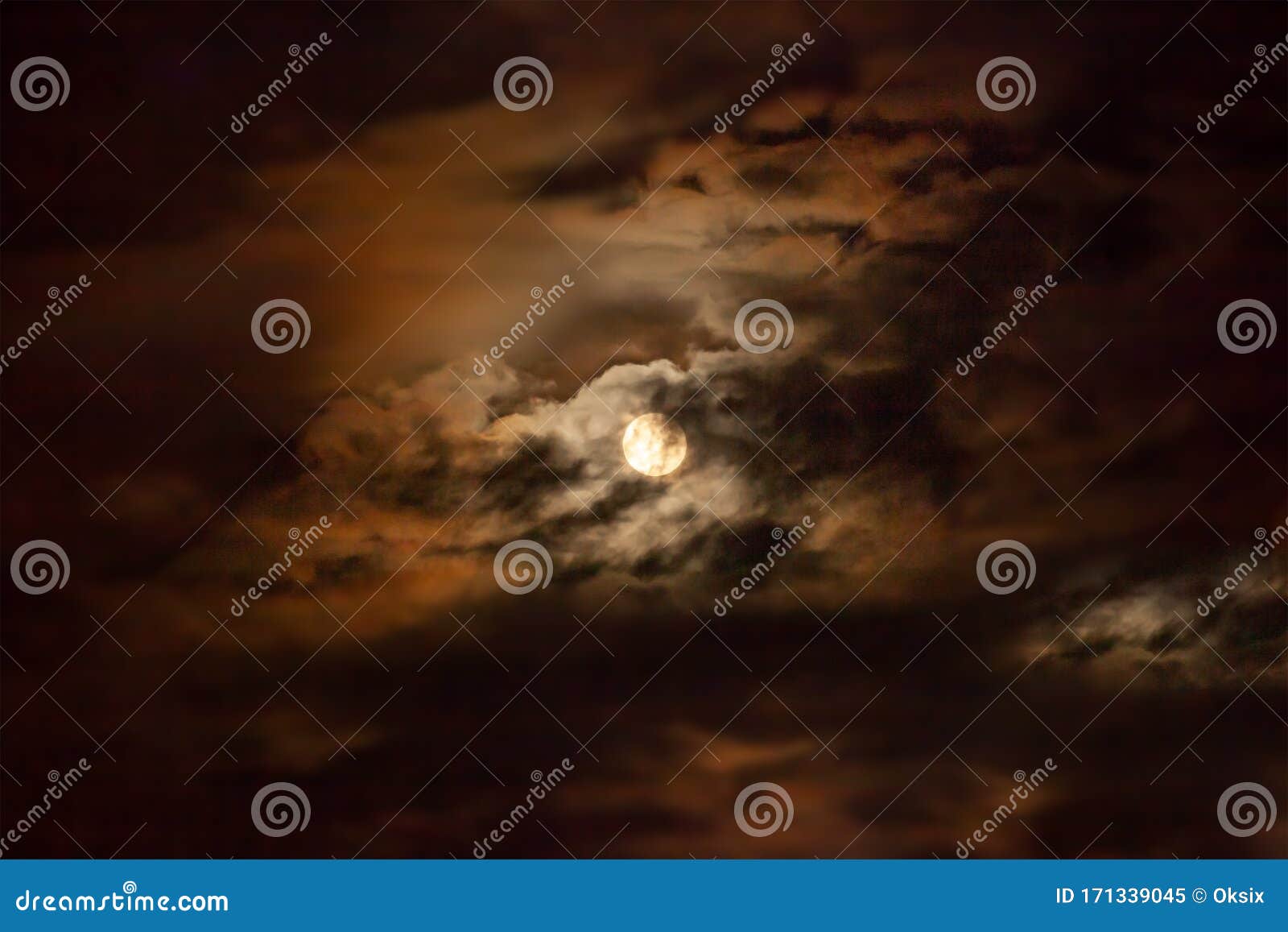Full Moon and Clouds at Midnight. Dramatic Moonscape Stock Image ...