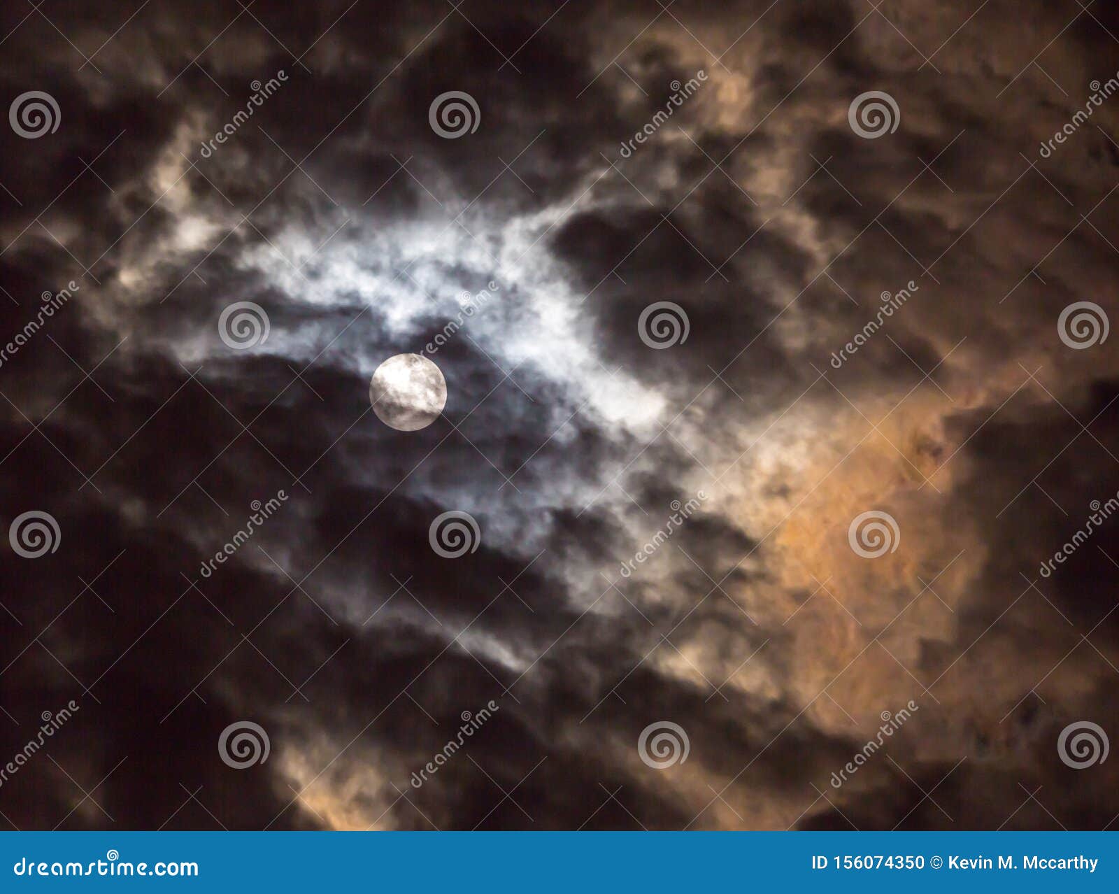 Full Moon and Colorful Clouds Stock Photo - Image of glow, cloudscape ...