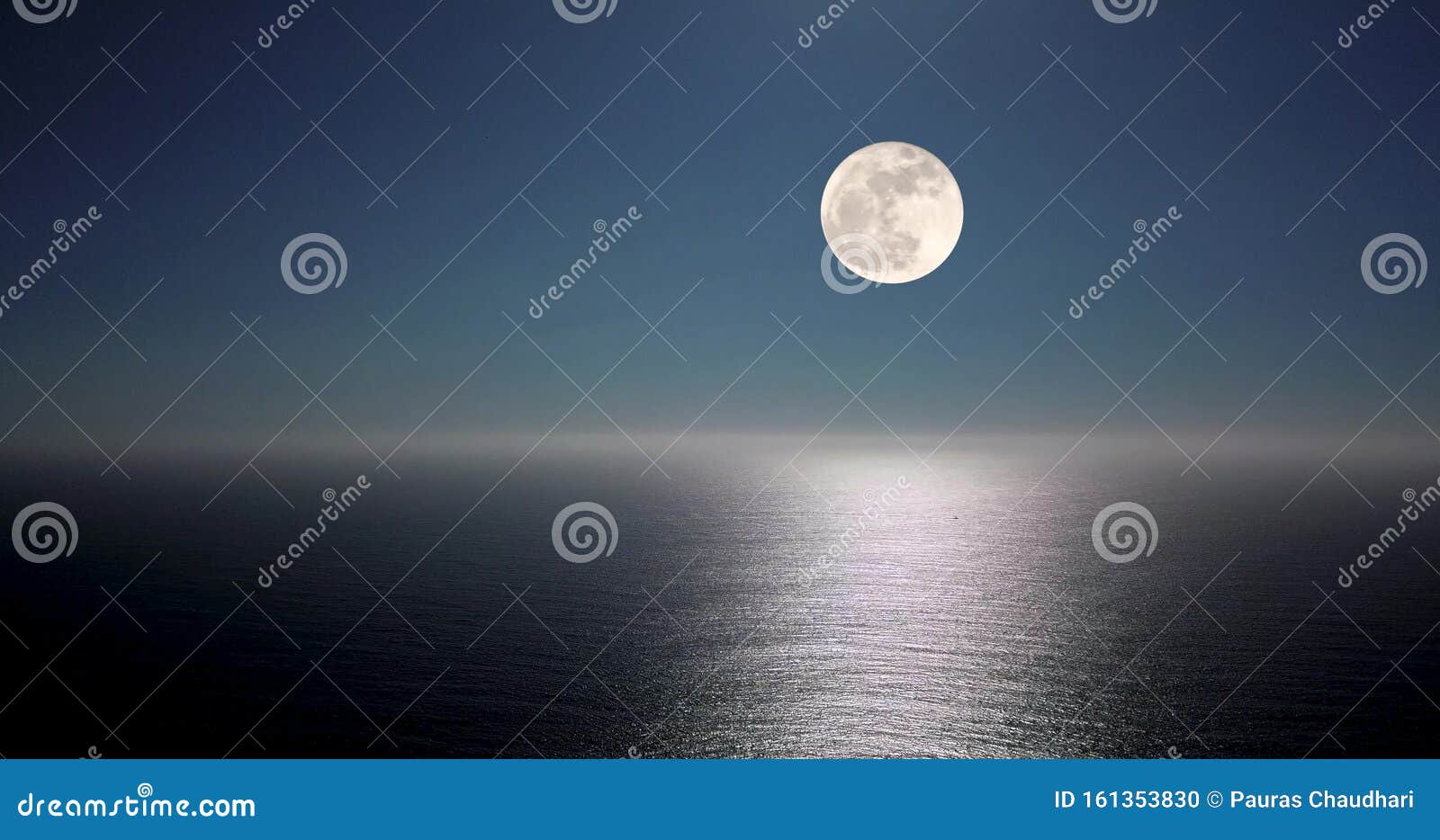 Full Moon Glow Over the Ocean Illuminated Reflection Stock Footage ...