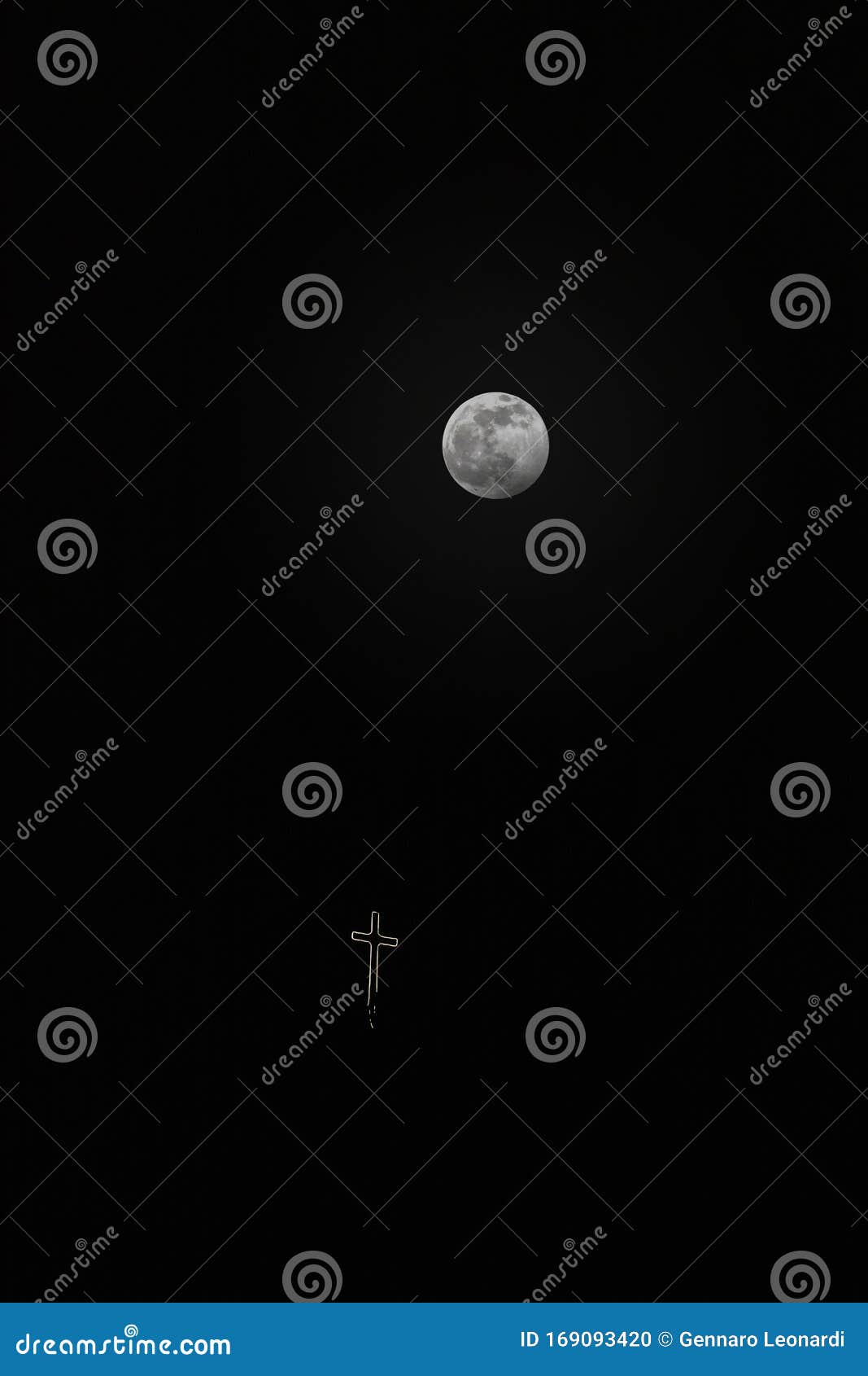 Full Moon Half-light Eclipse Stock Photo - Image of moon, planet: 169093420