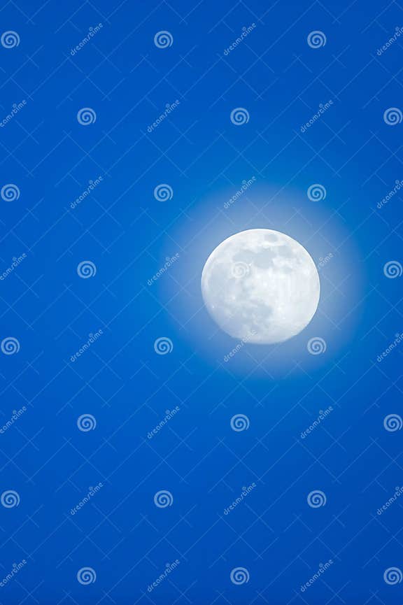 Full Moon in the Morning Mist Stock Image - Image of lunar, celestial ...