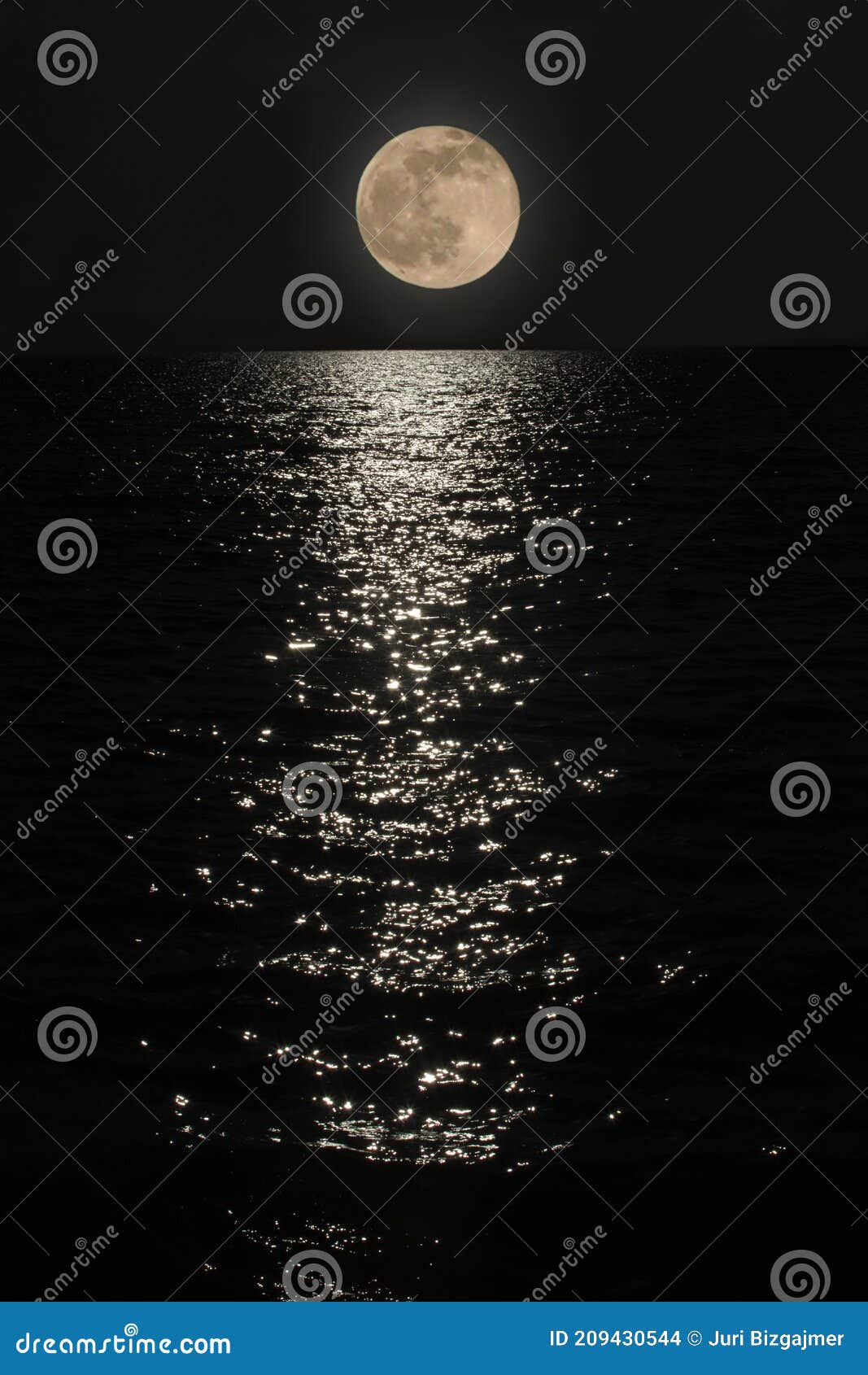 Full Moon at Night Over the Sea Stock Photo - Image of landscape, sand ...