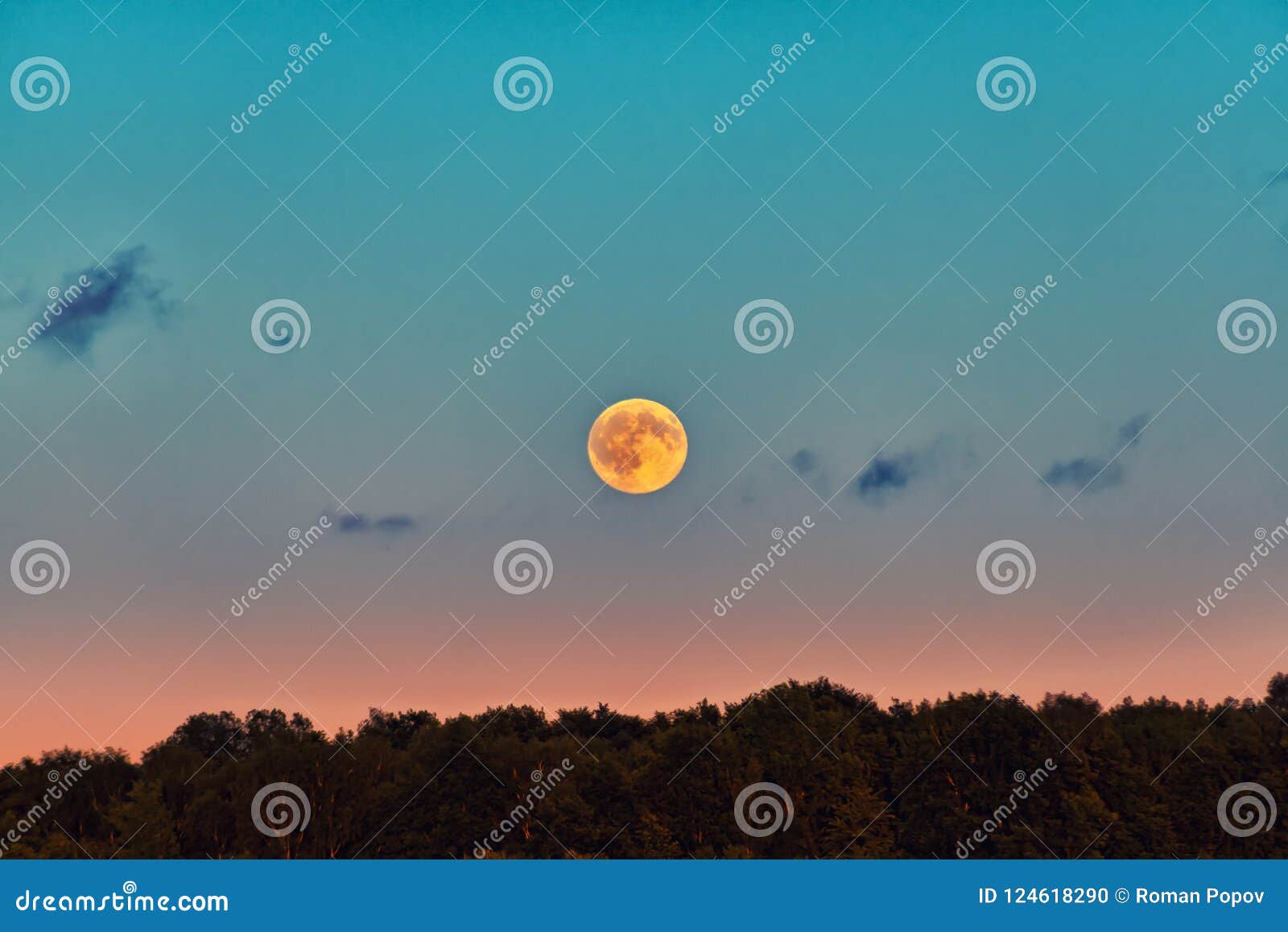 Full Moon Over the Horizon in the Evening Sky Stock Photo - Image of ...