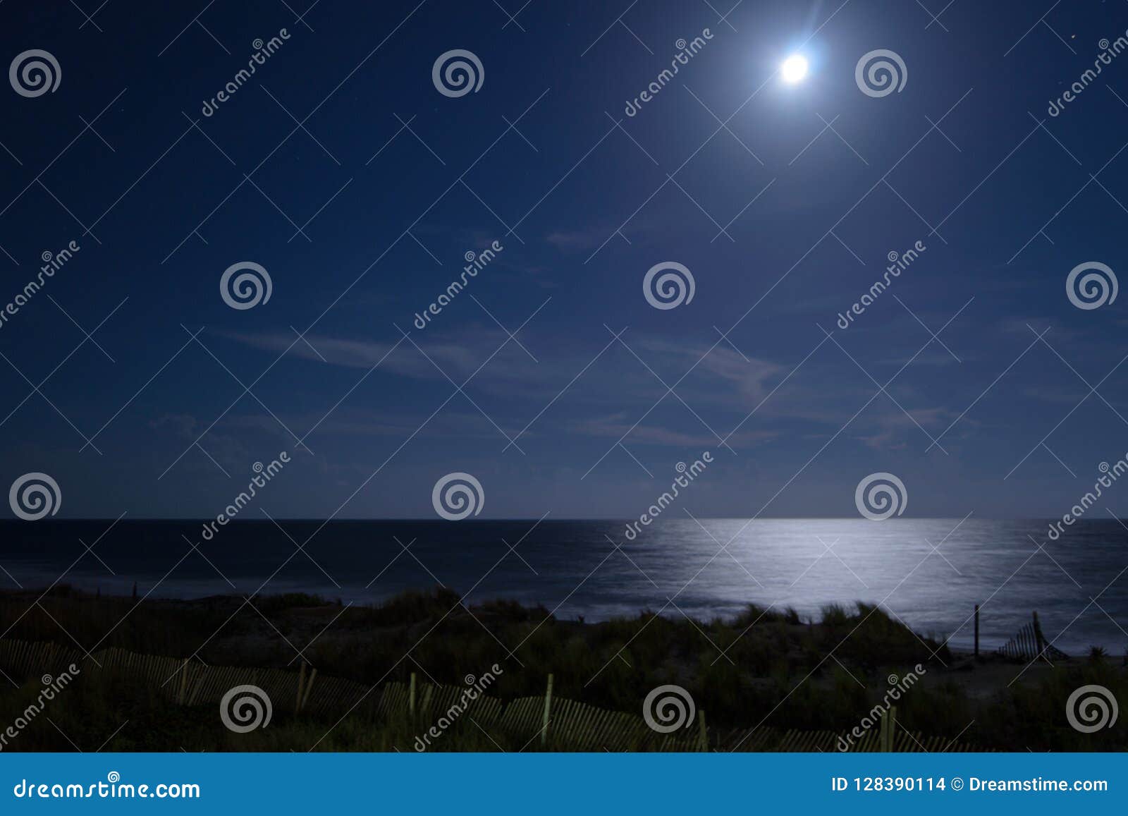 Full Moon Over Ocean Stock Photos - Download 1,026 Royalty Free Photos