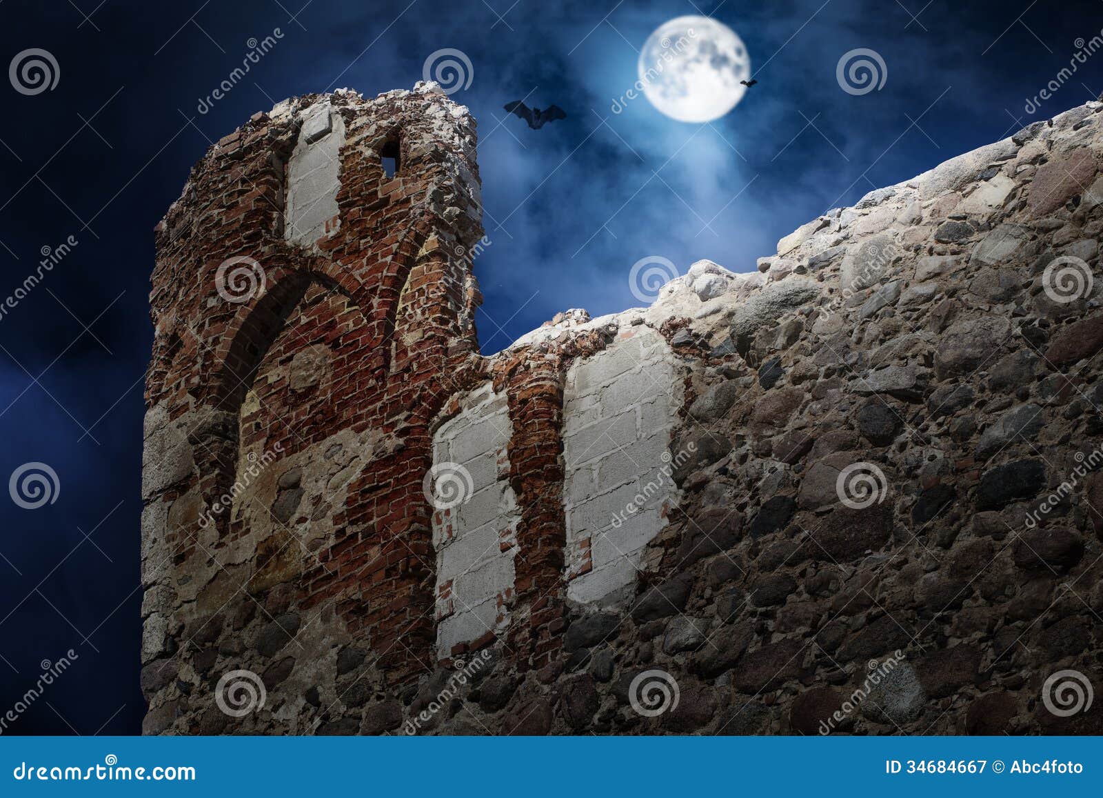 Full Moon Over the Old Castle Stock Image - Image of historical, castle ...