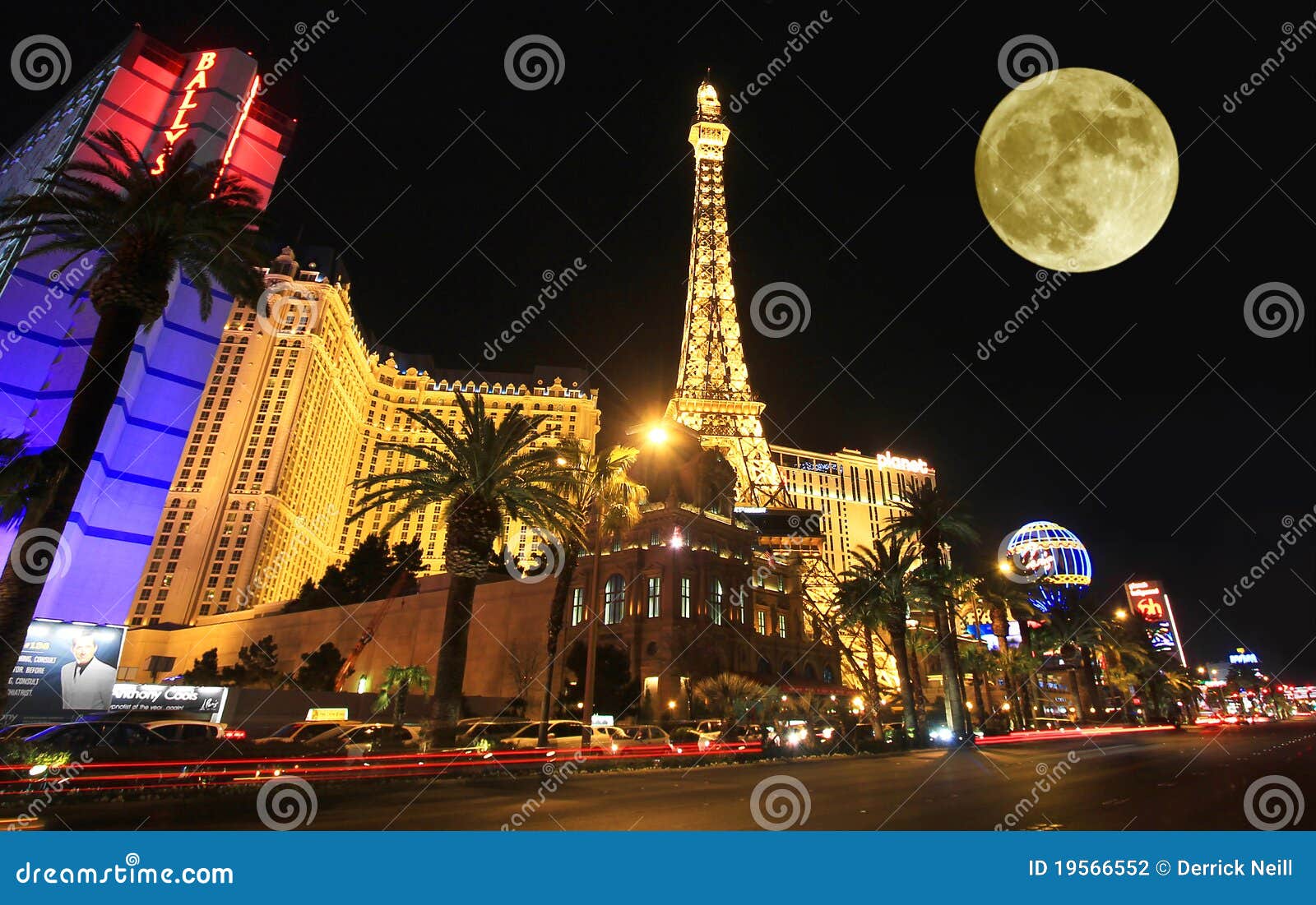 A Full Moon Over Paris on the Strip Editorial Photography - Image of ...